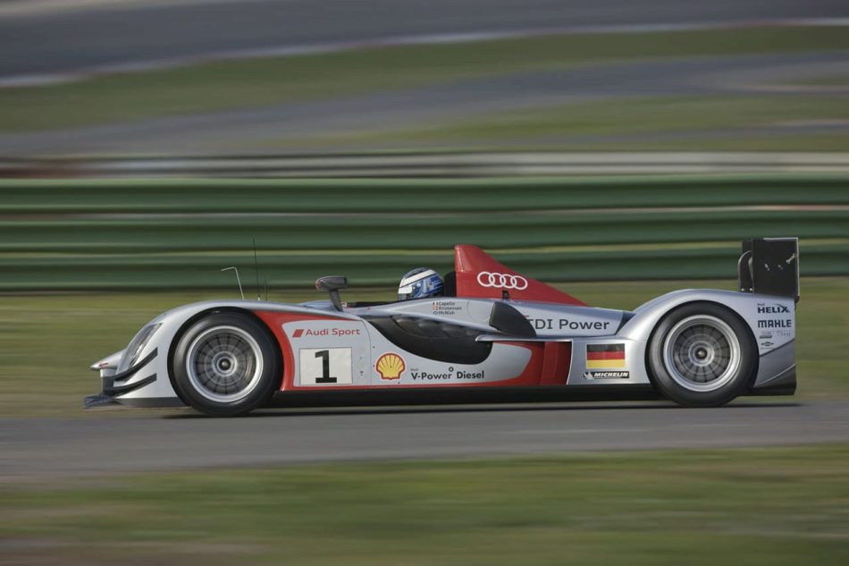 Audi R15