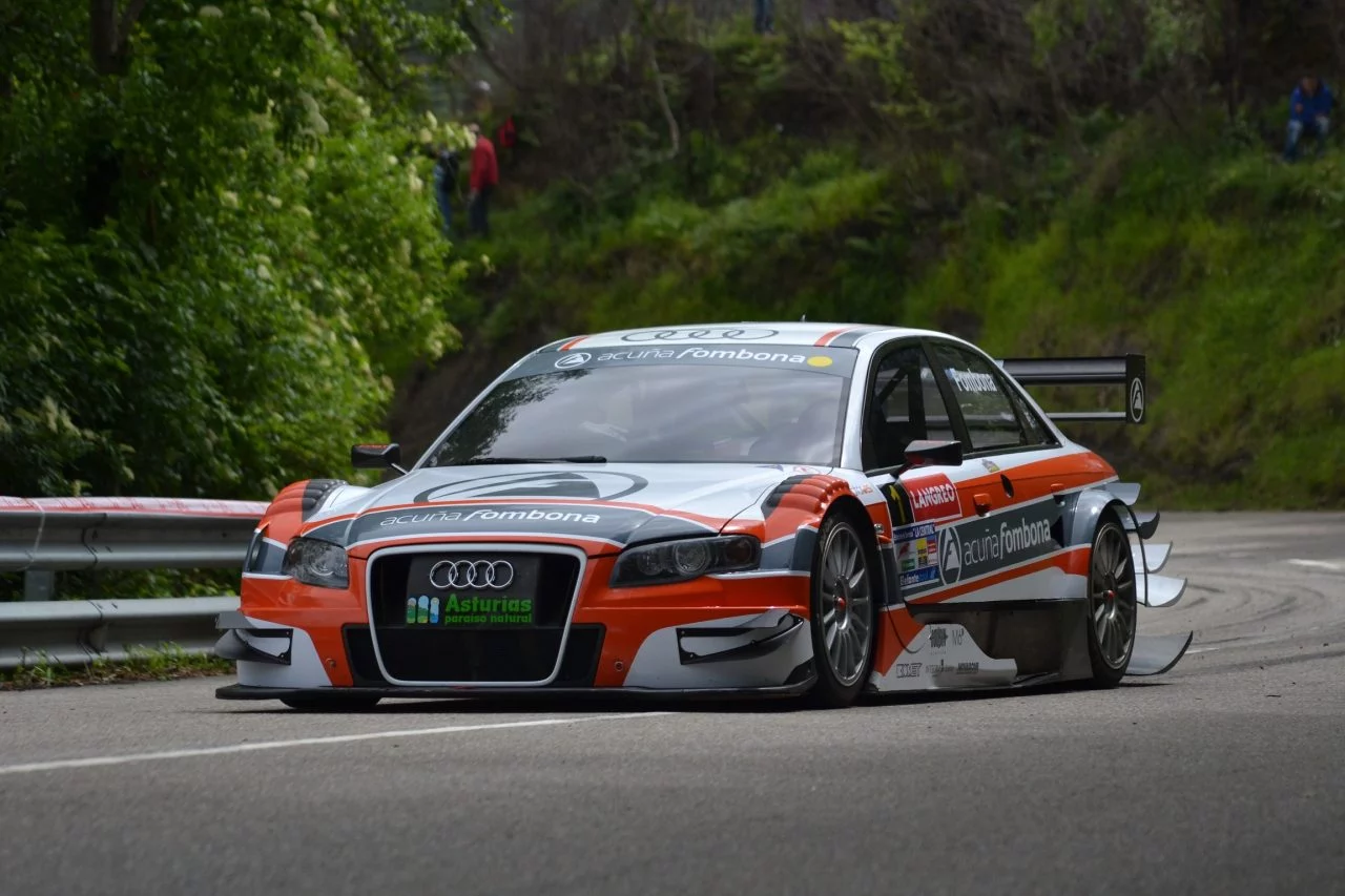 ¿Cómo suena un DTM a 250 km/h por una montaña? | Diariomotor
