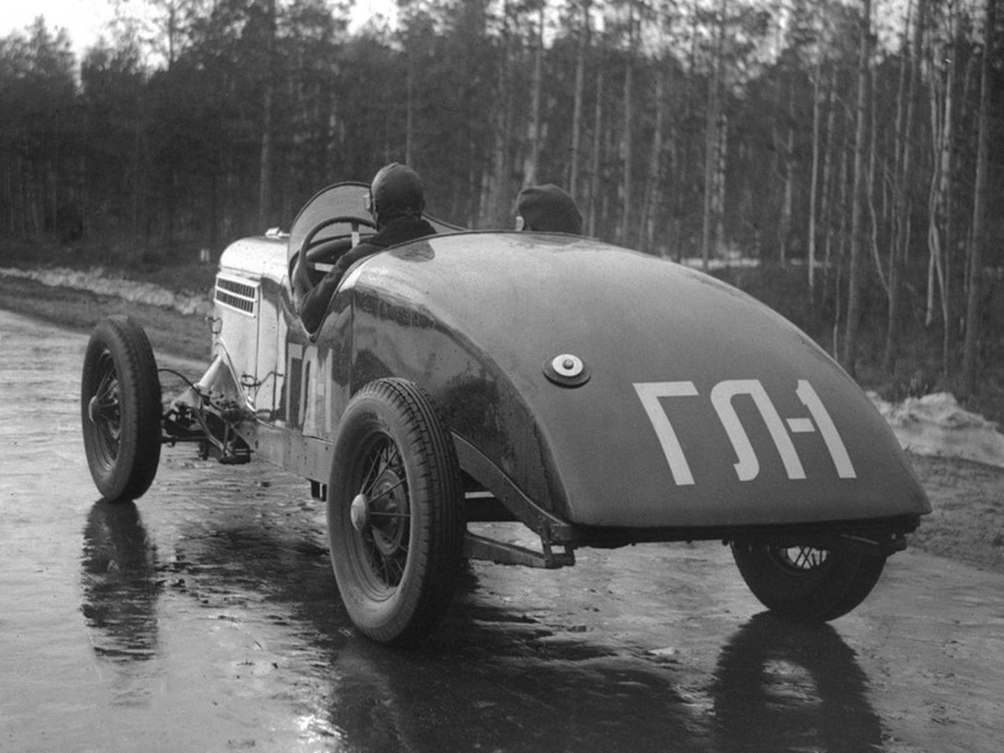 El hot rod soviético: el GAZ GL-1 y su récord de velocidad