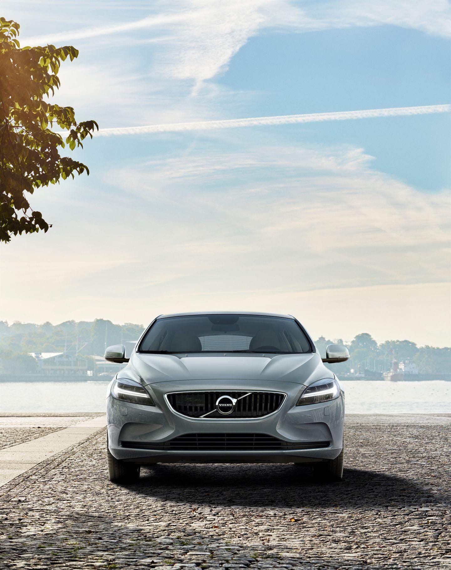 Volvo V40 2026 - Características, precios y versiones