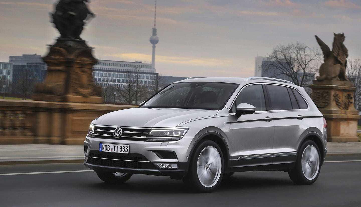 Tienes un Volkswagen Tiguan por 245 euros al mes con seguro a todo ...