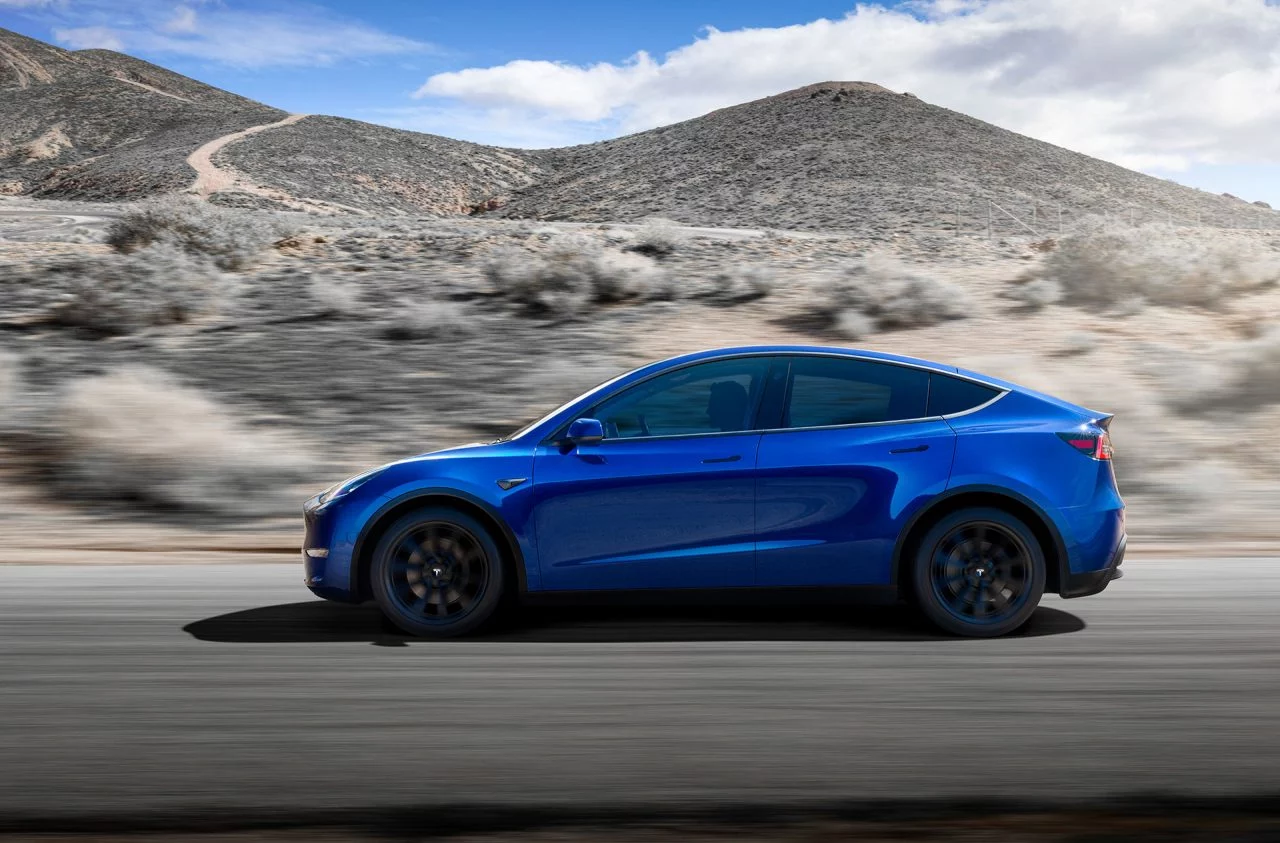 Tesla Model Y 2025 - Características, precios y versiones