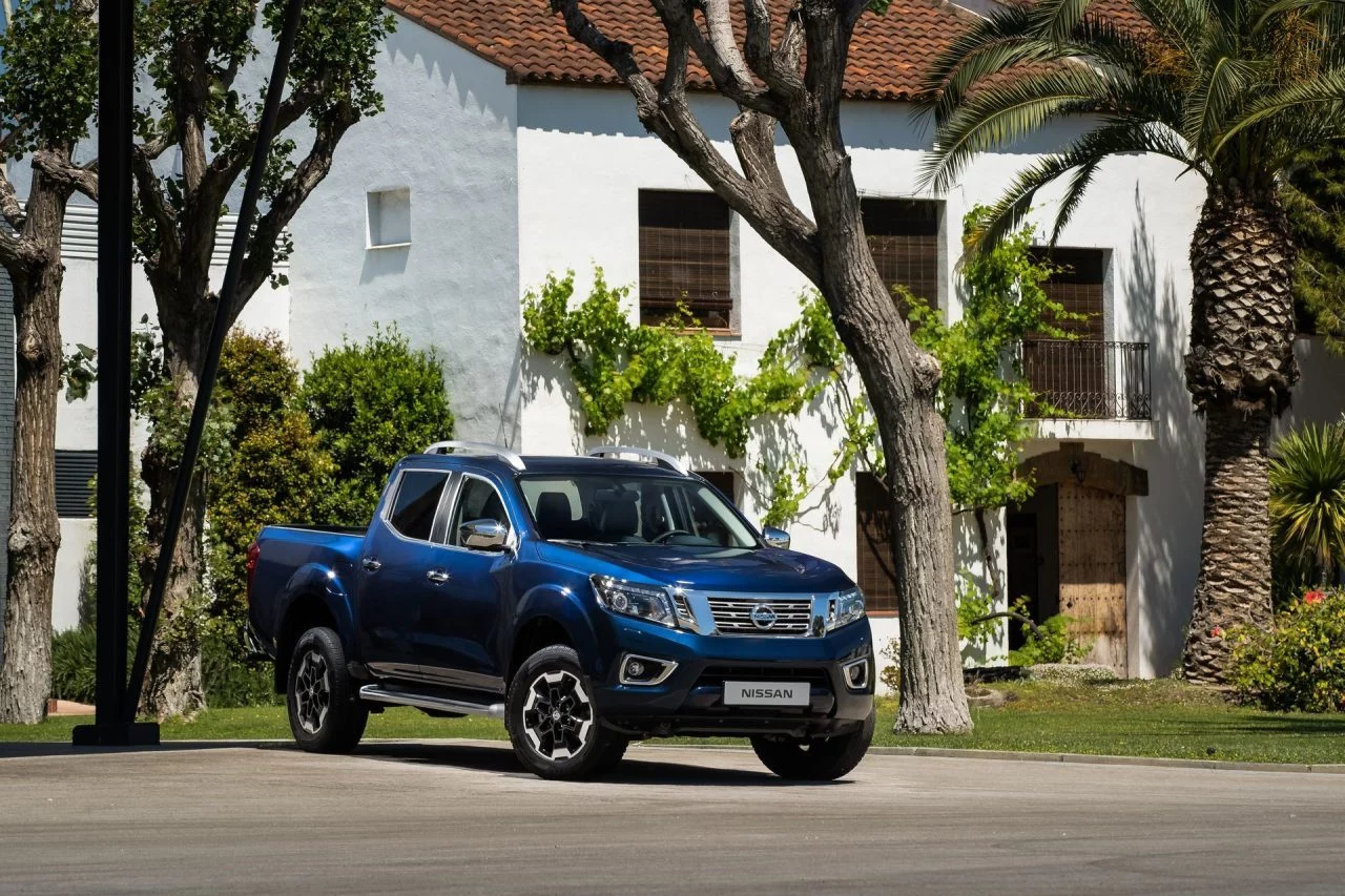 Nissan Navara 2025 - Características, precios y versiones
