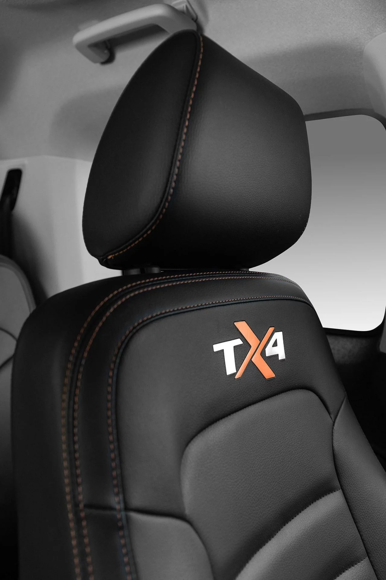 Ford Troller TX4: el todoterreno más salvaje se fabrica en Brasil [vídeo]