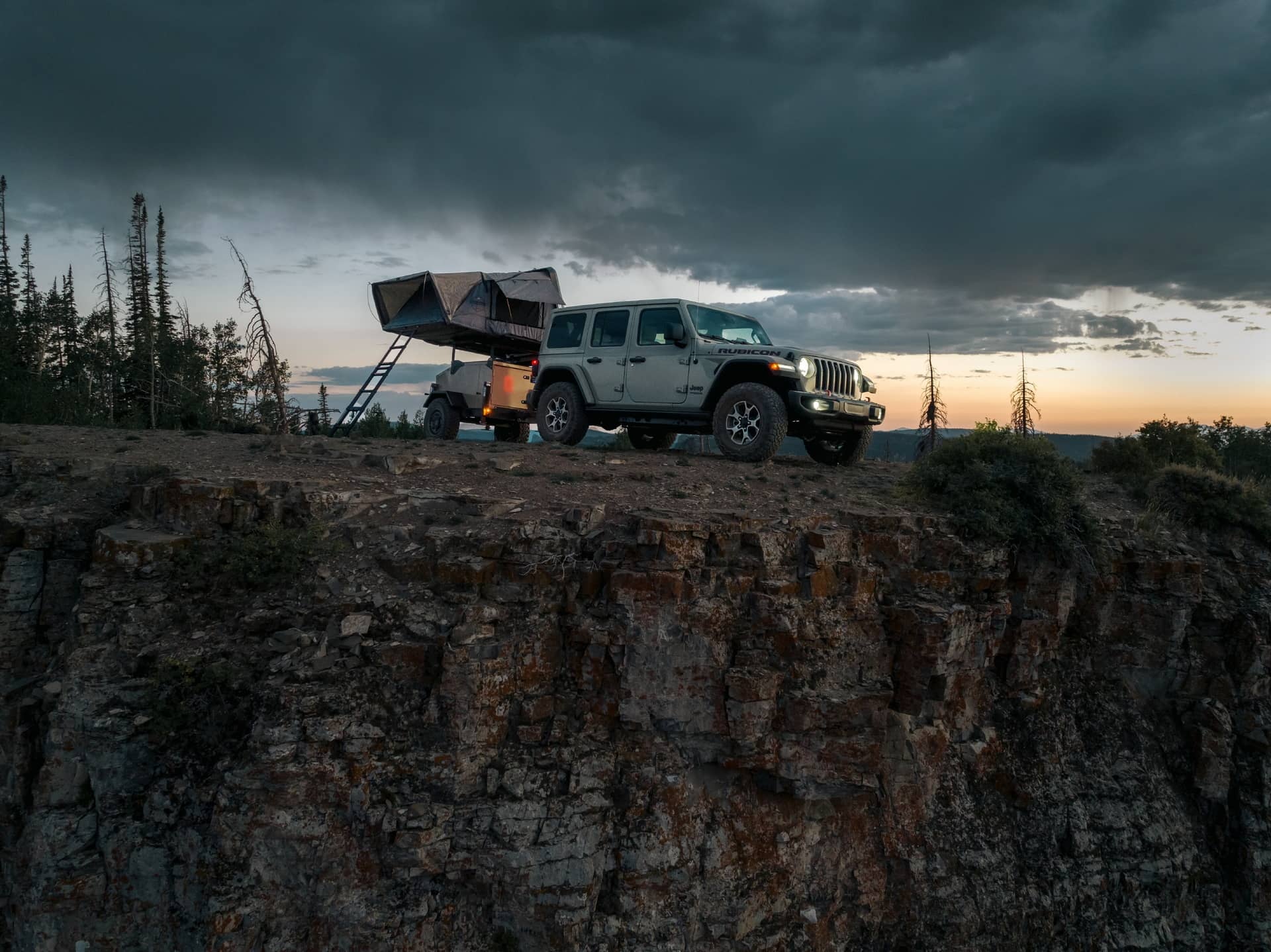 Este es el remolque perfecto para los aventureros que tienen un Jeep ...