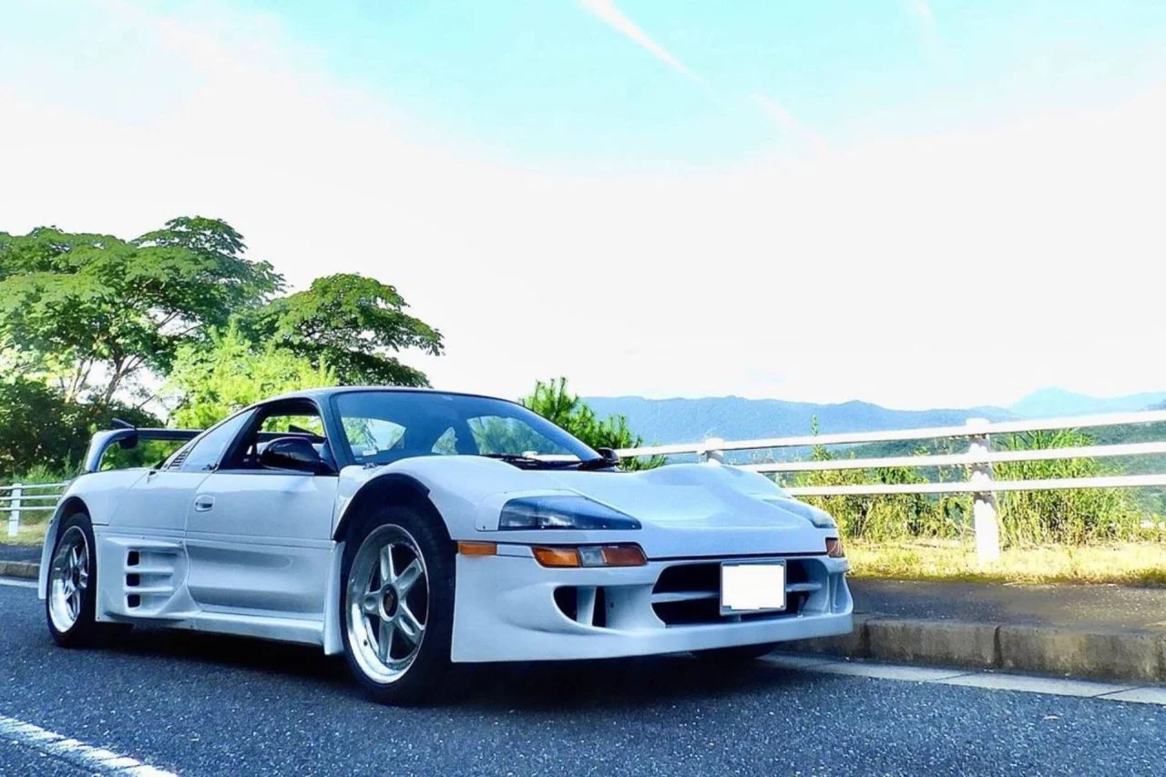 El misterio del único Toyota MR2 que tiene un V8