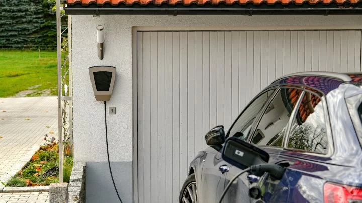 V2H o cómo convertir tu coche eléctrico en la powerbank de tu casa - .·:·. AMAXOFILIA