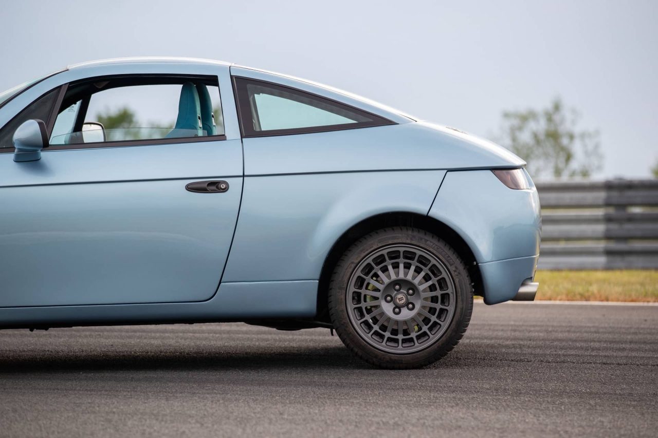 Rompe tu hucha, pues uno de los exóticos y poquísimos Lancia Hyena ...