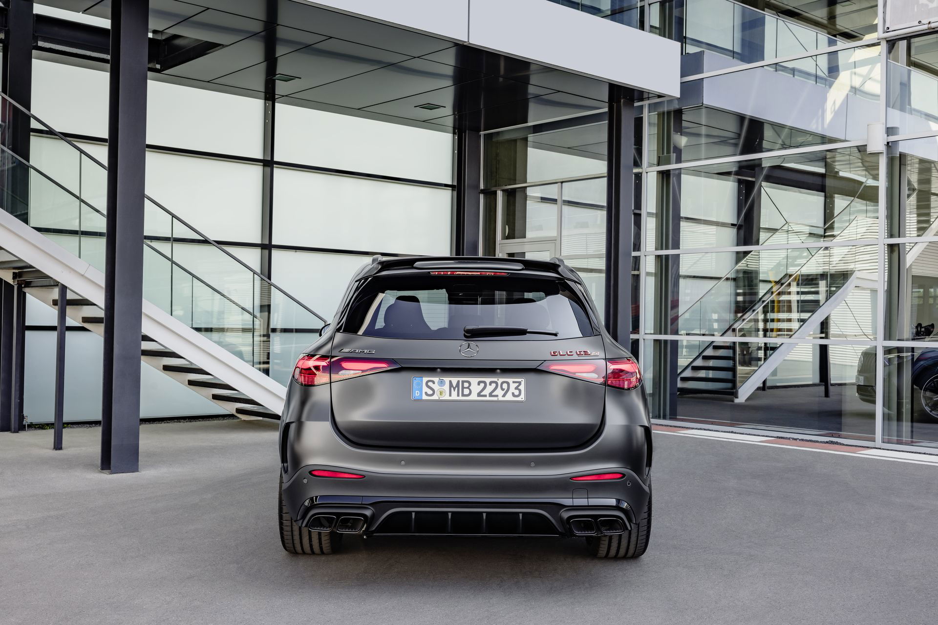 El Mercedes GLC más deportivo se abona a los cuatro cilindros, pero se ...