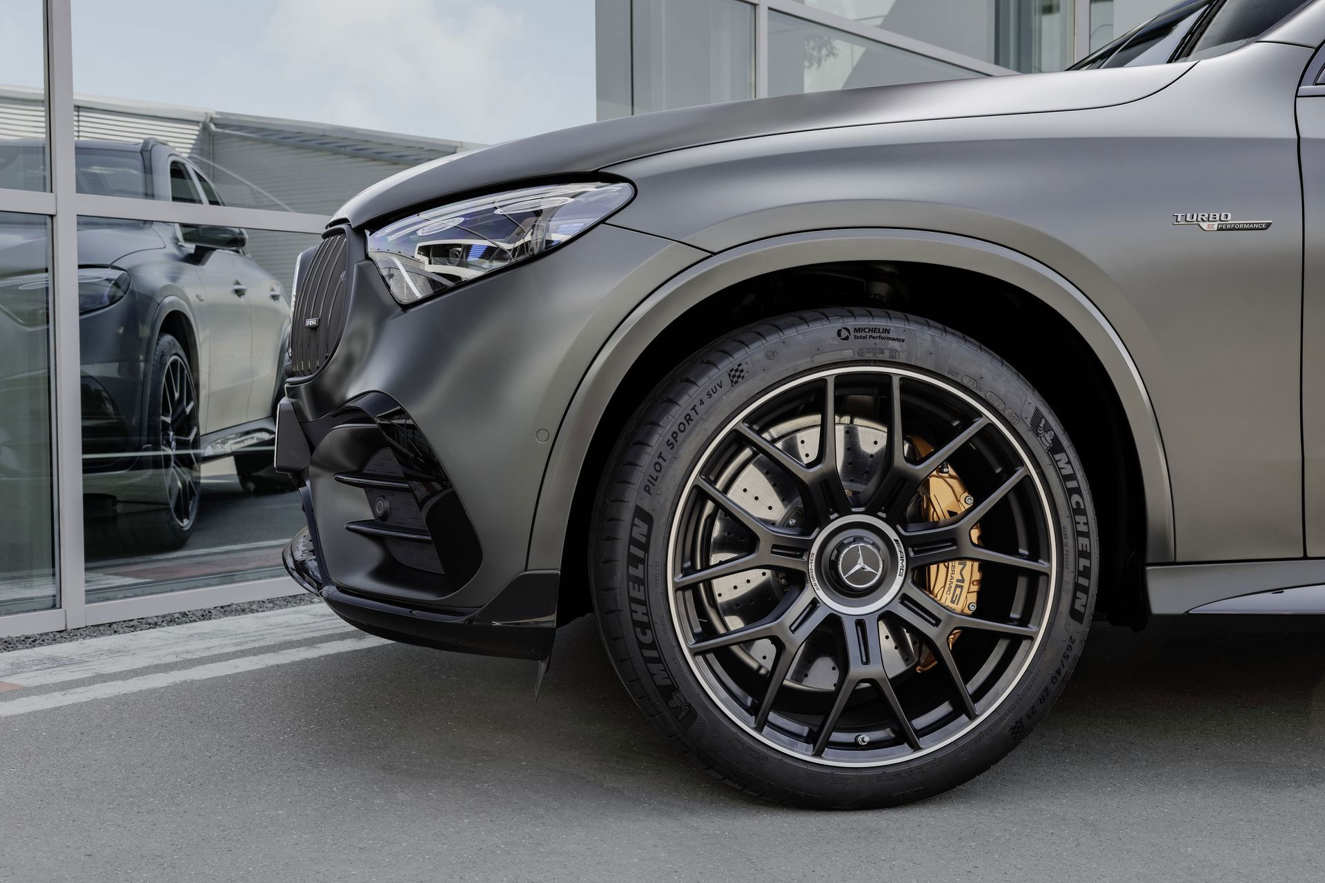 El Mercedes GLC más deportivo se abona a los cuatro cilindros, pero se ...
