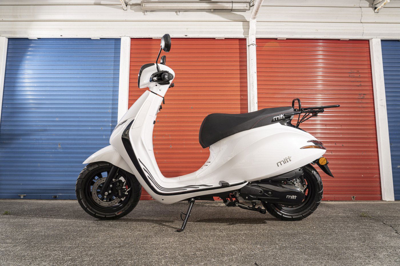 El Mitt Alpha 125 cc es el scooter urbano que necesitas este verano