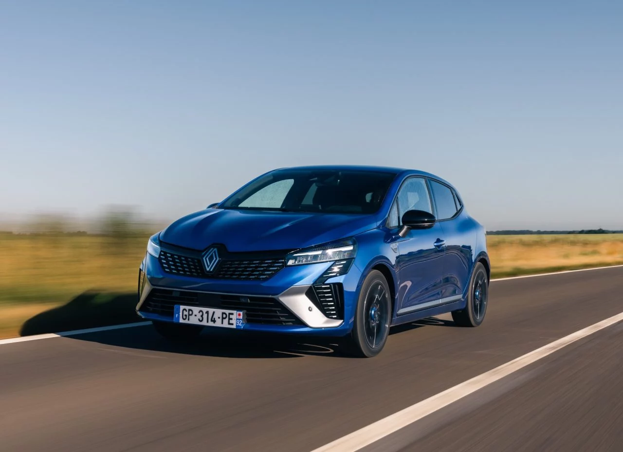 El Renault Clio Esprit Alpine cuenta con un brillante equipamiento ...