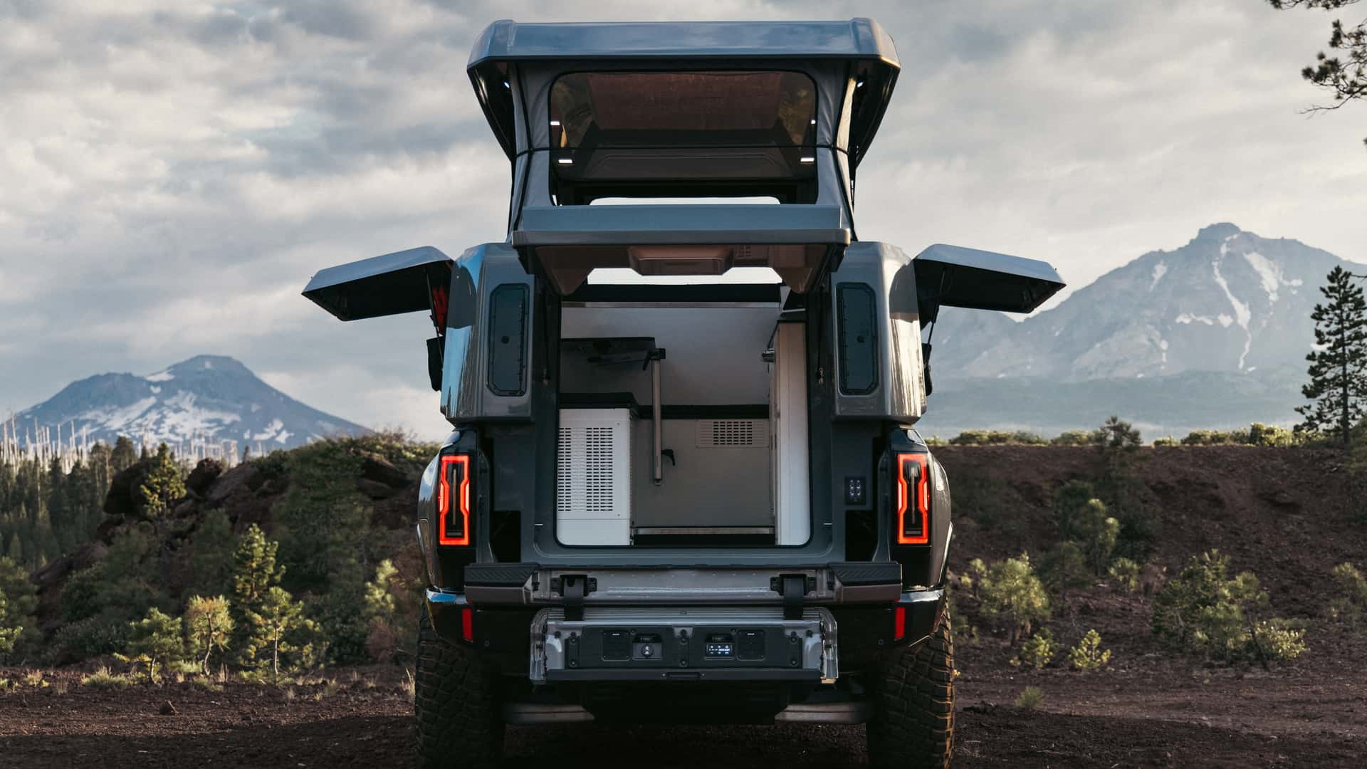 GMC Hummer EarthCruiser, la camper definitiva existe