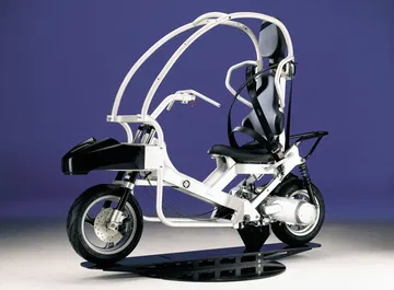 Las motos con techo están de regreso, Yamaha y Toyota ya tienen la suya ...