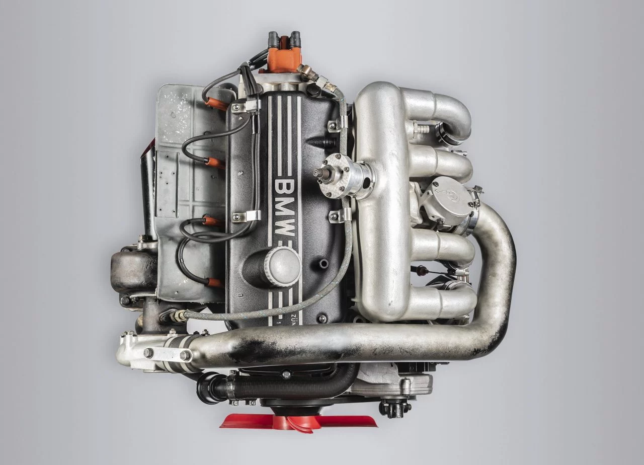 La historia del maravilloso motor M12/13/1 de BMW