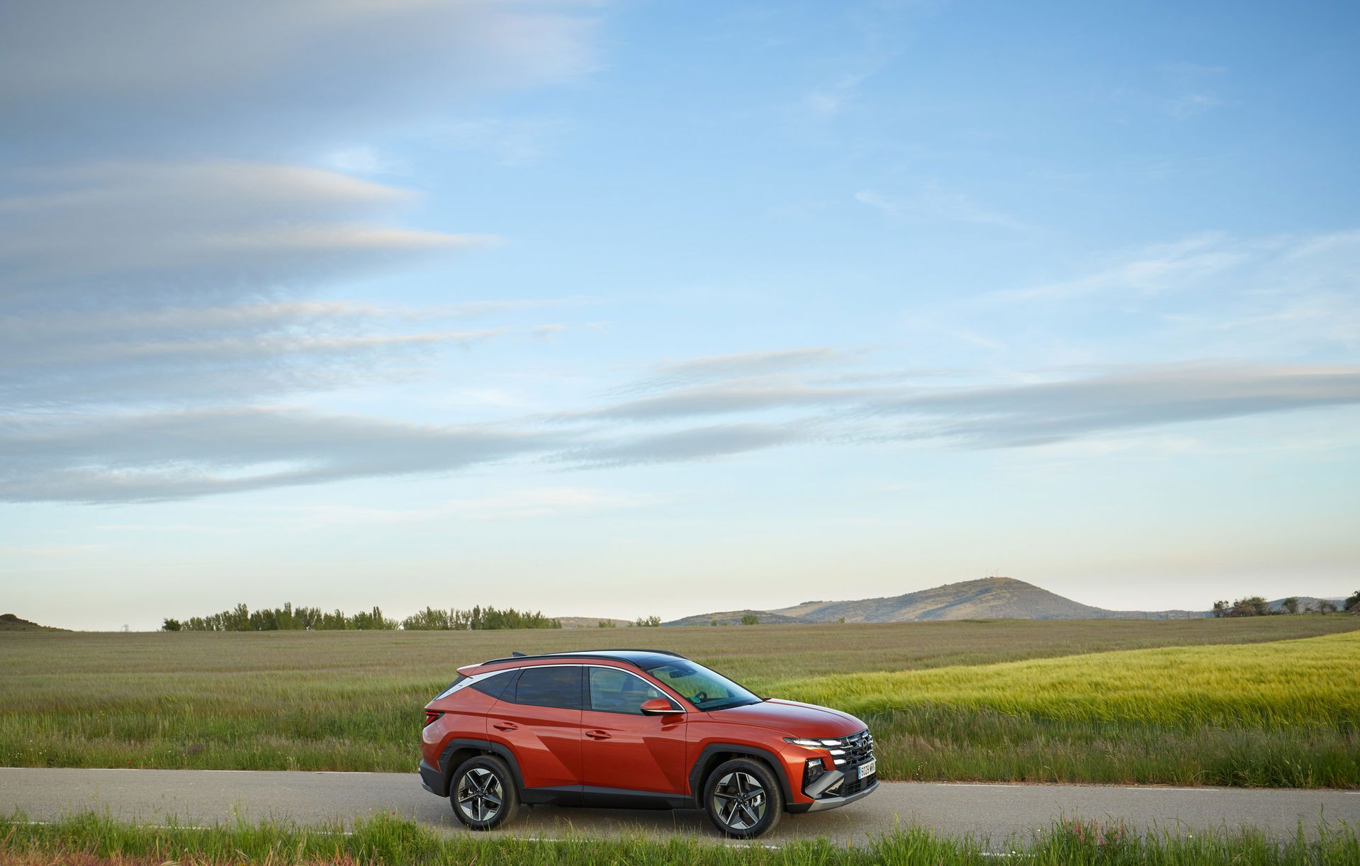 Oferta del Hyundai Tucson híbrido 2026, por 190 € al mes tienes 215 CV ...