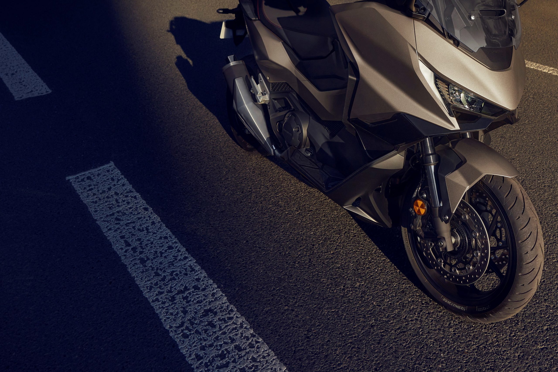 Honda Forza 750 2025: medidas, motor, prestaciones y precio