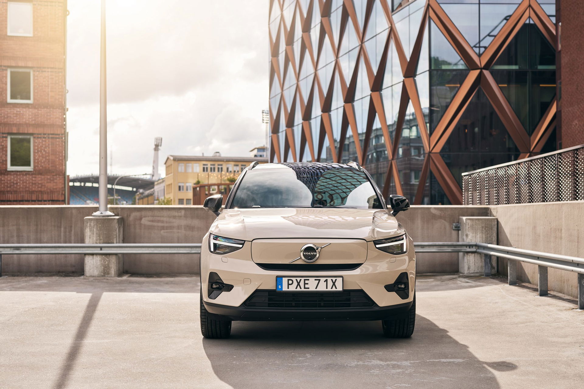 Volvo EX40 2026 - Características, precios y versiones