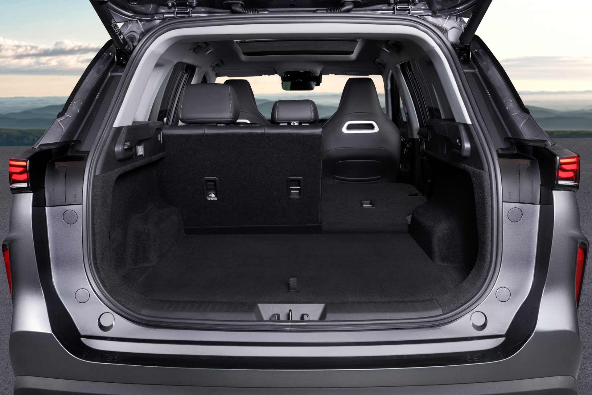 EBRO s700 Luxury, el SUV más barato de EBRO en España viene equipado ...
