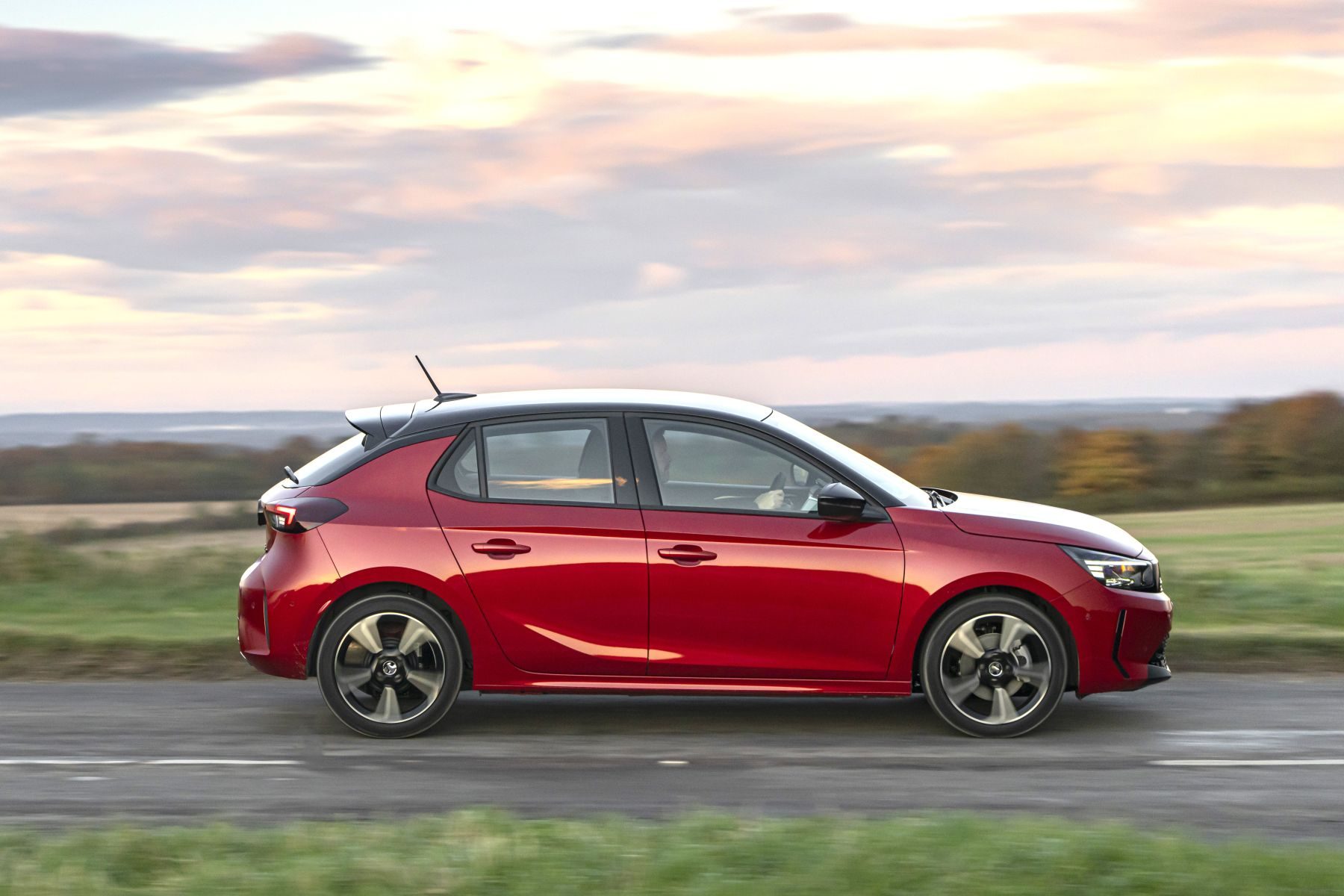 Opel Corsa YES: precio en 2026 del Corsa bien equipado y más colorido