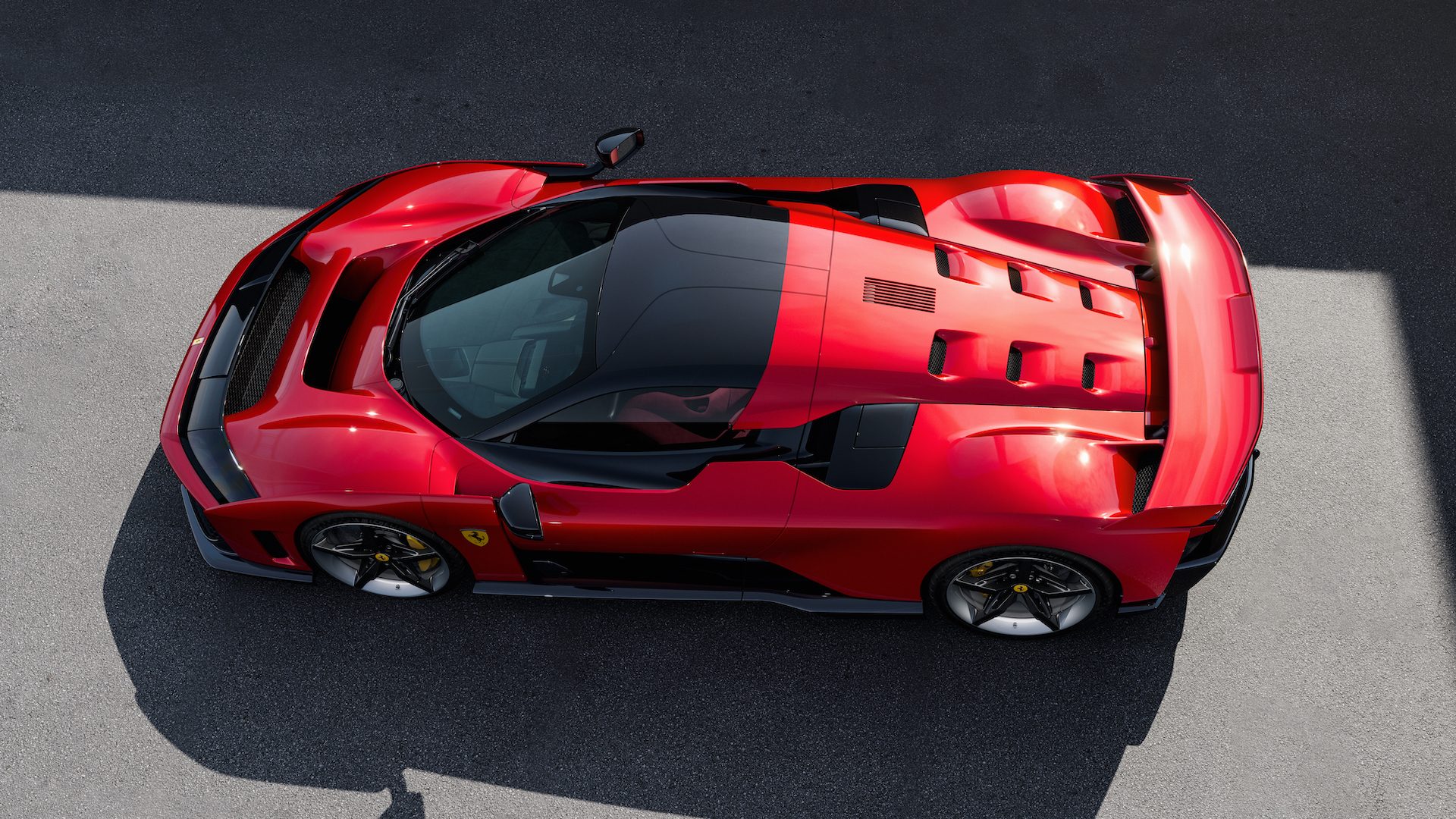 Ferrari F80 2026 - Características, precios y versiones