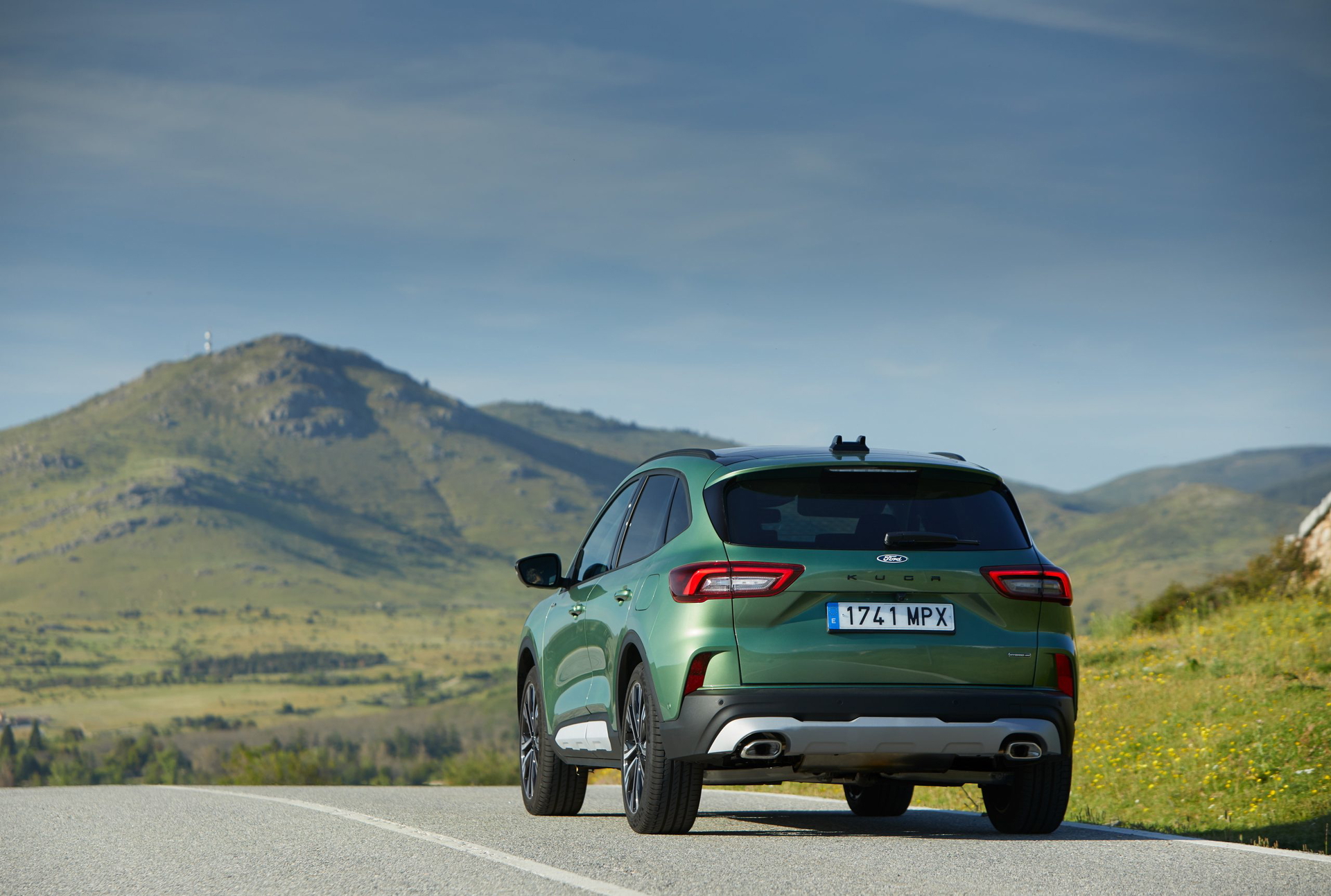 Ford Kuga PHEV: un éxito en España, con etiqueta Cero y bien equipado ...