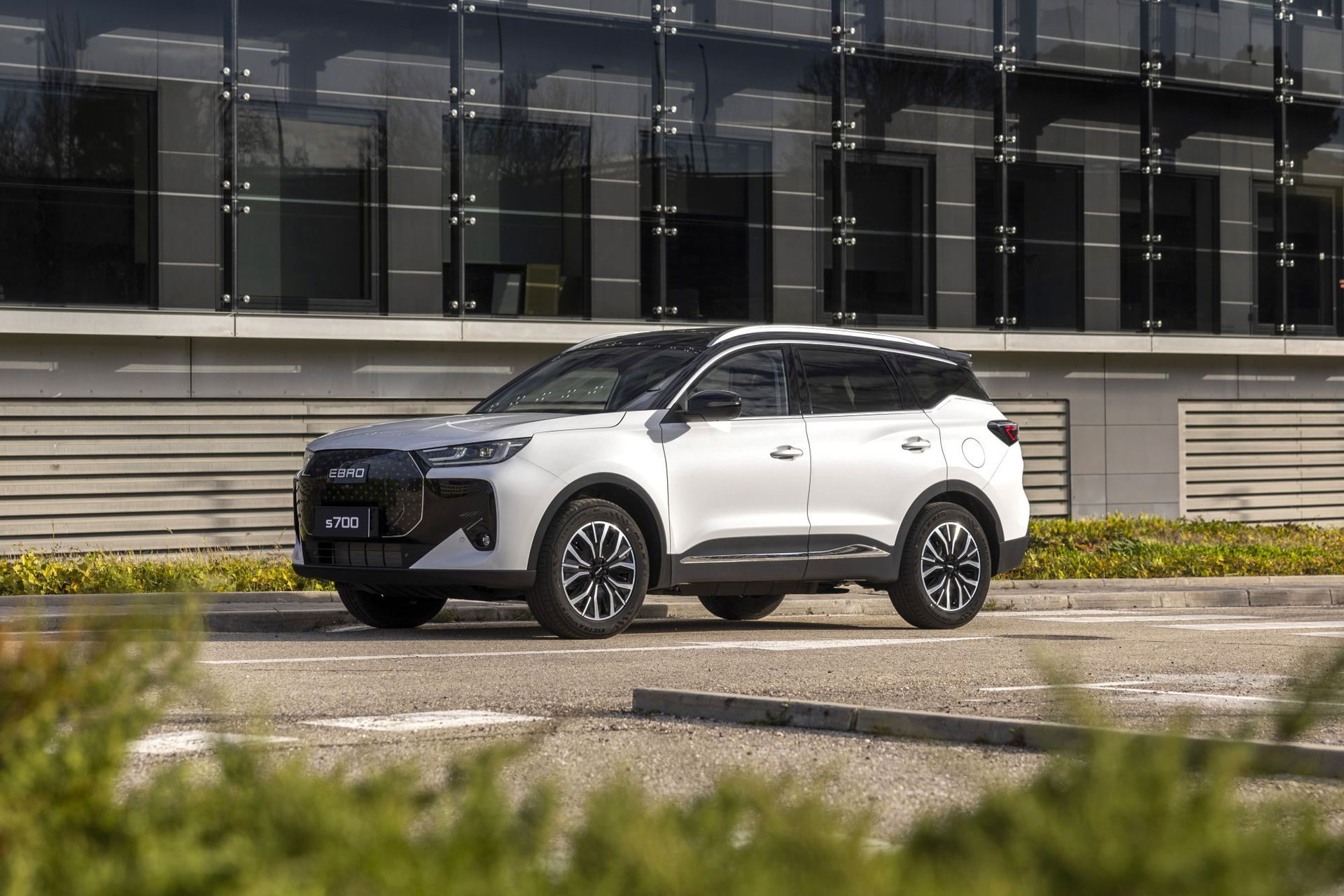 Ebro s700 PHEV, la opción más interesante
