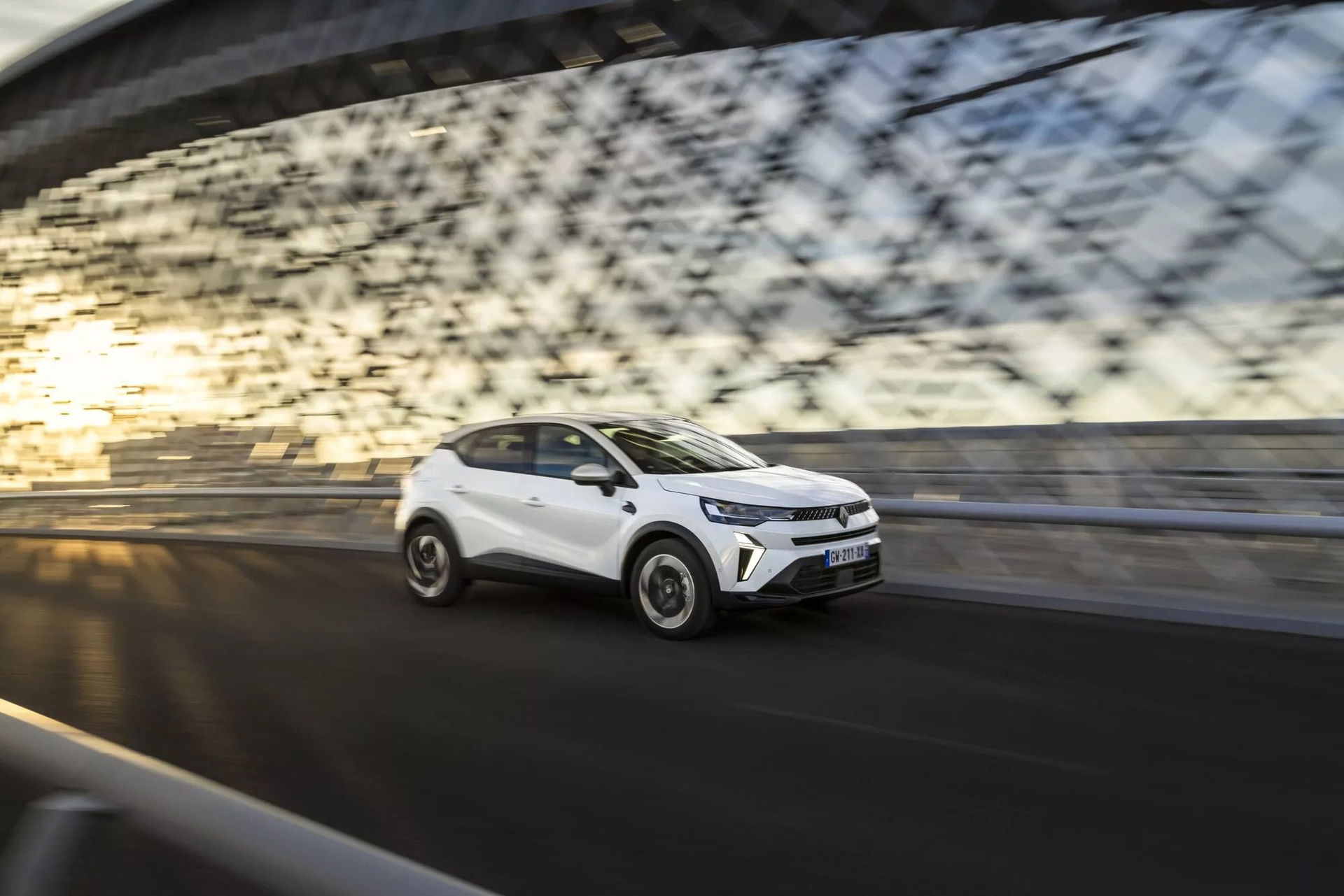 Renault Captur full hybrid E-Tech 160, más potencia y menos consumo ...