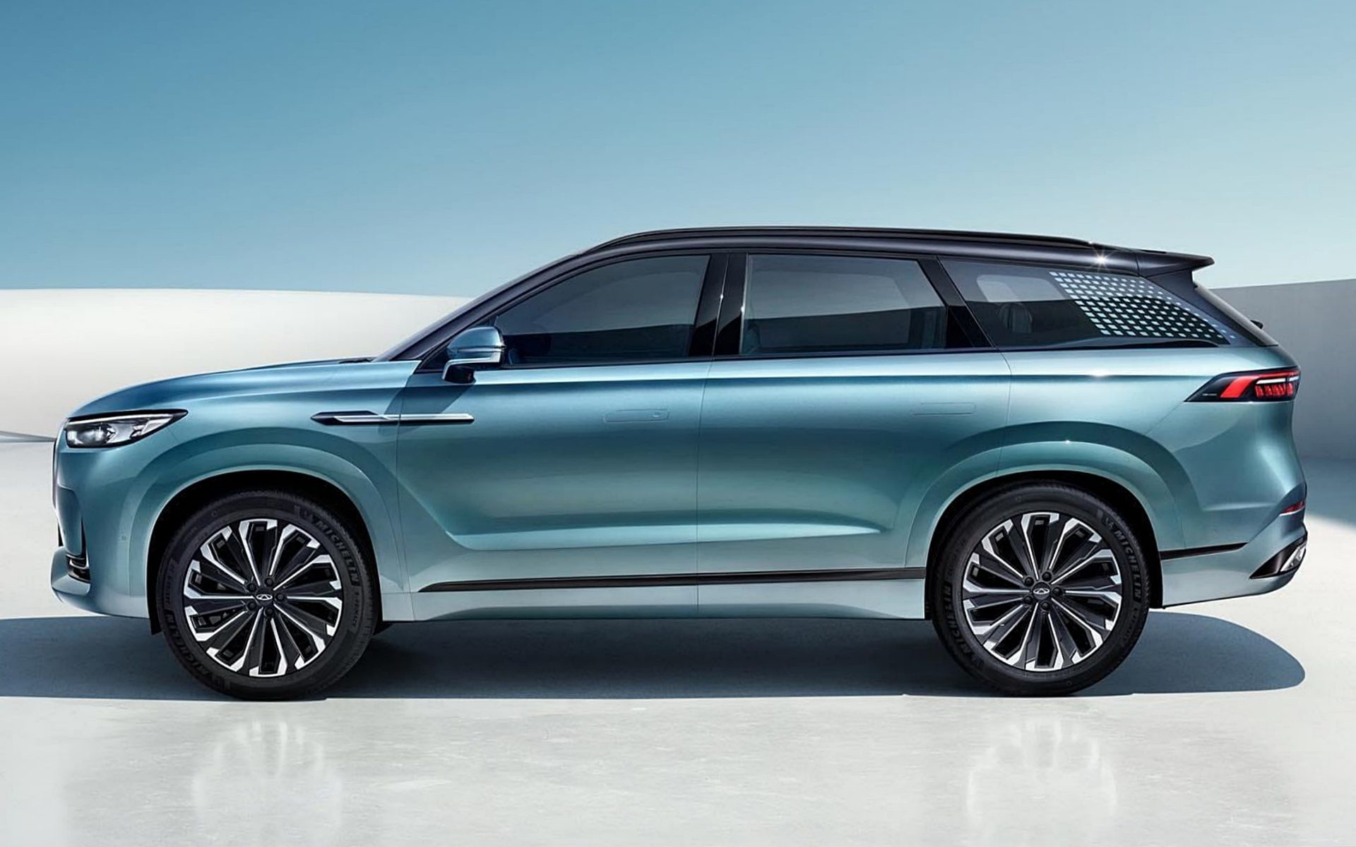 EBRO S900: así será el SUV más puntero de EBRO para España, con motor ...