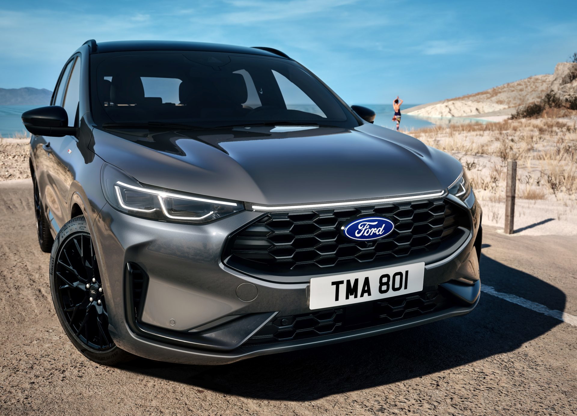 Ford Kuga Black Package 2025, precio y equipamiento del SUV 'full black ...