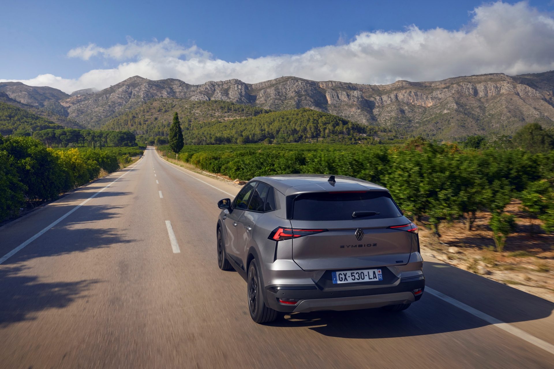 Precio Renault Symbioz mild hybrid 140, el nuevo motor con etiqueta ECO ...
