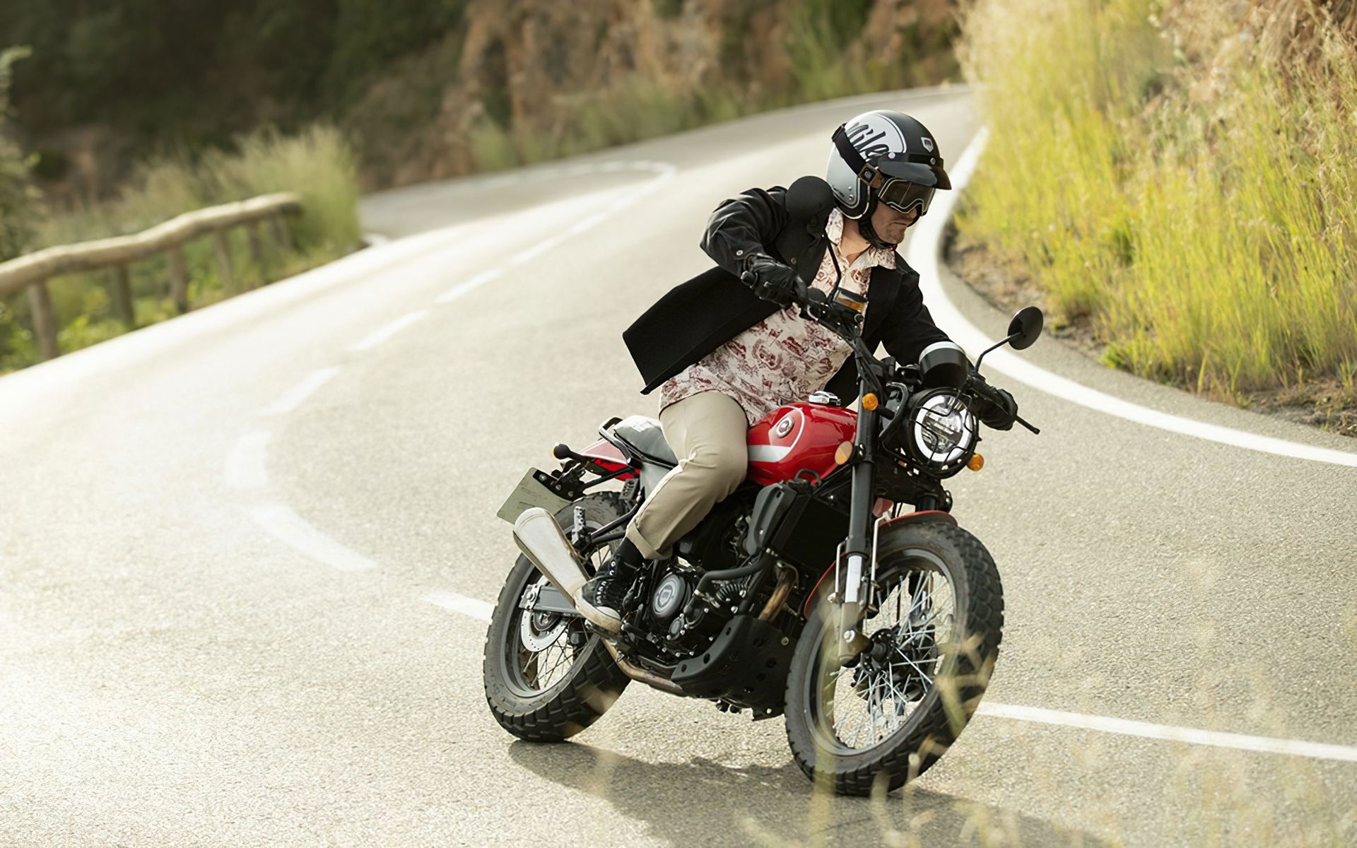 Macbor Eight Mile 125 LC, la mejor moto 125cc de marca española que ...