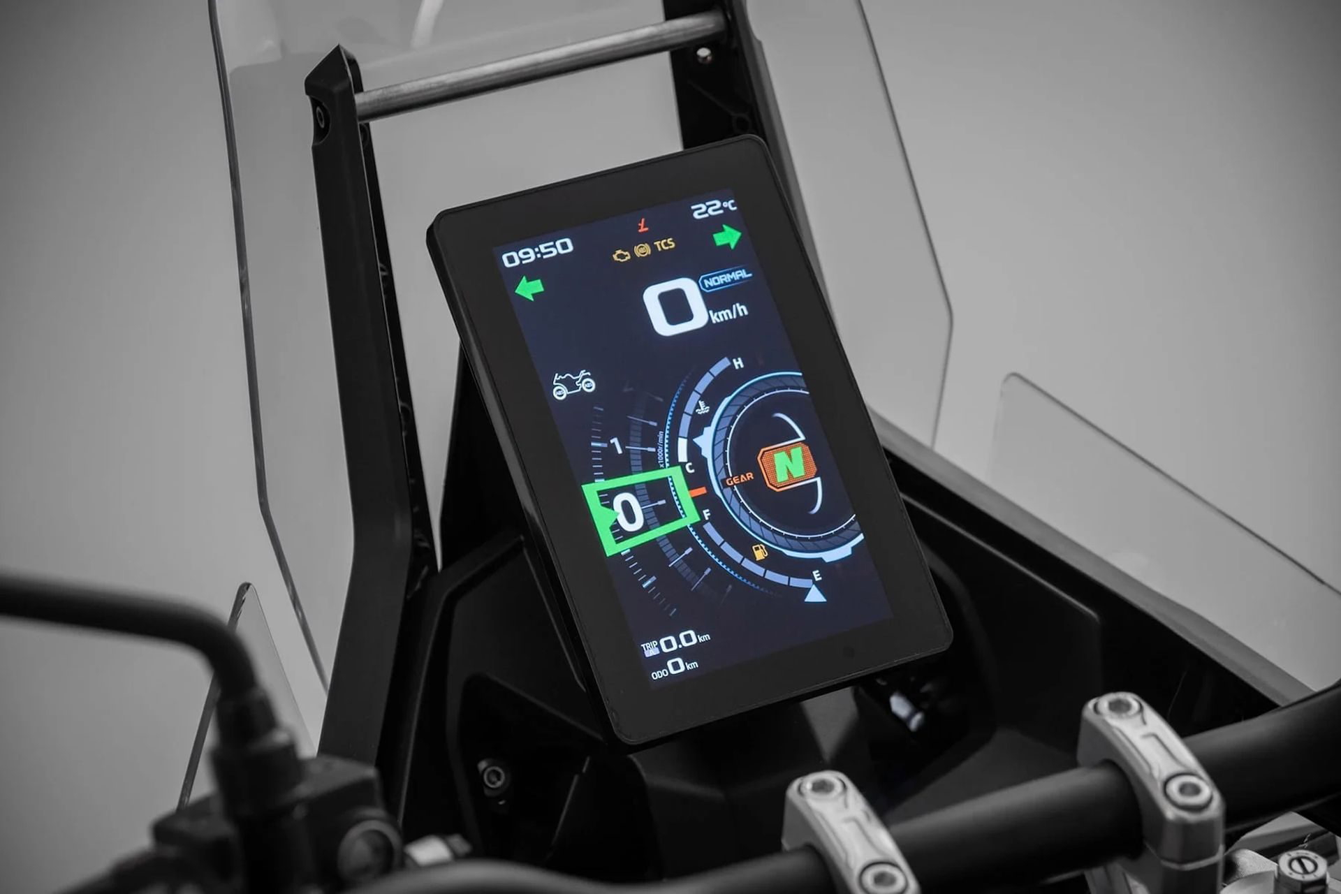 Precio en España de la Voge 800 Rally y lanzamiento