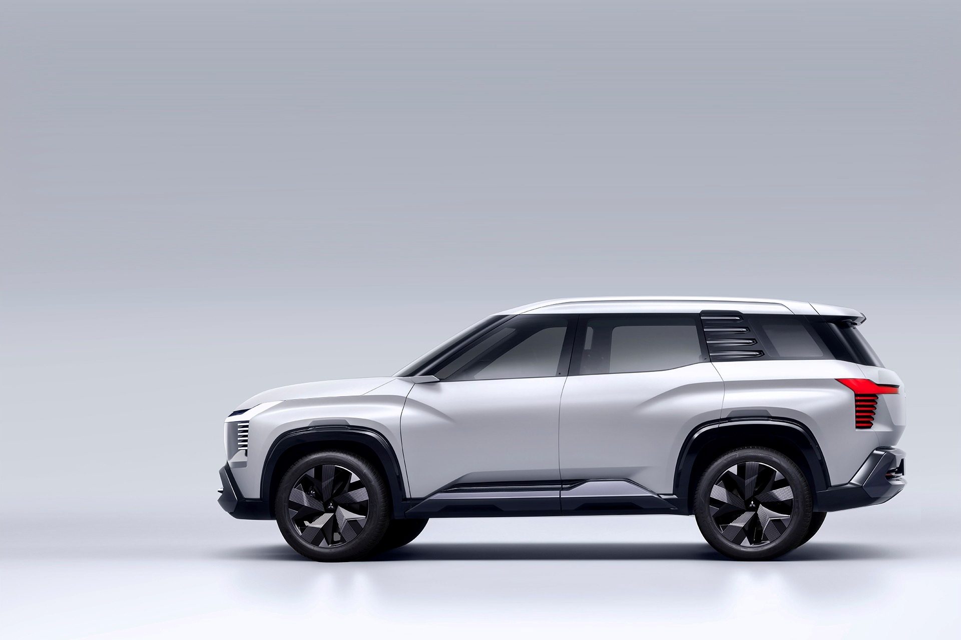 Nuevos detalles sobre el regreso del Mitsubishi Montero