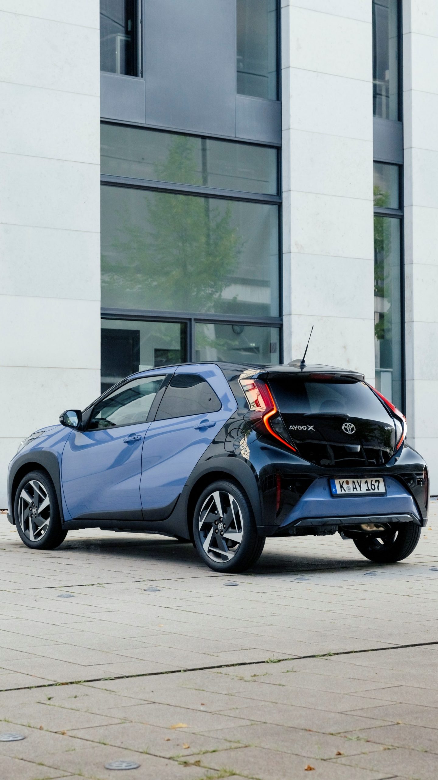 Toyota Aygo X Cross Hybrid: así es y así se comporta el coche híbrido ...