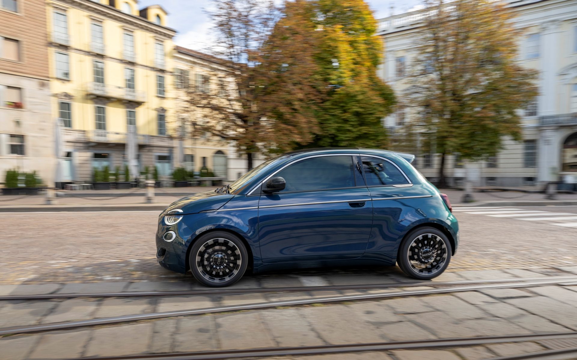 Fiat 500 Hybrid: el urbano más 'chic' ya tiene precio con el motor ...
