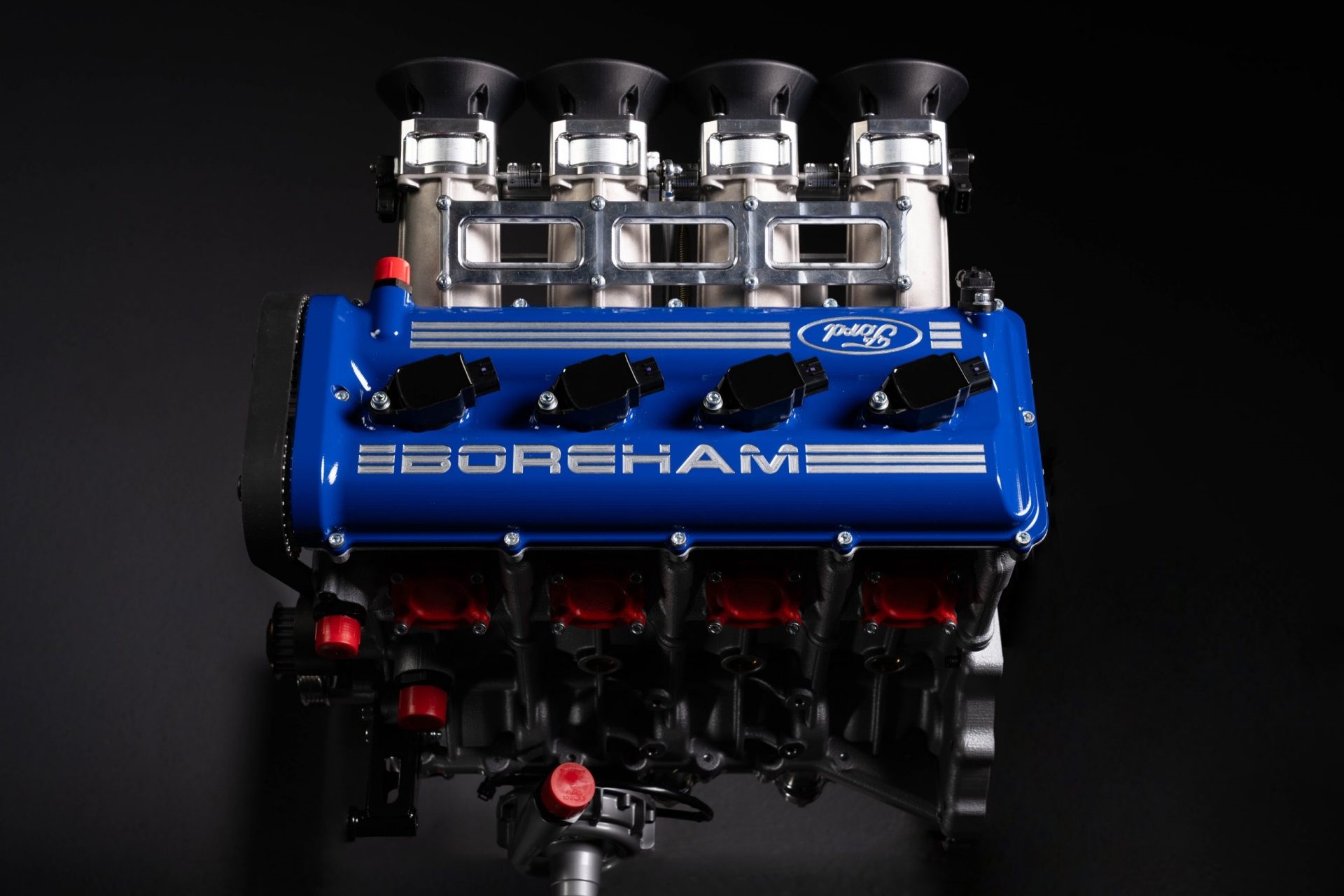 El motor gasolina de 330 CV y 10.000 rpm creado para un Ford Escort que ...