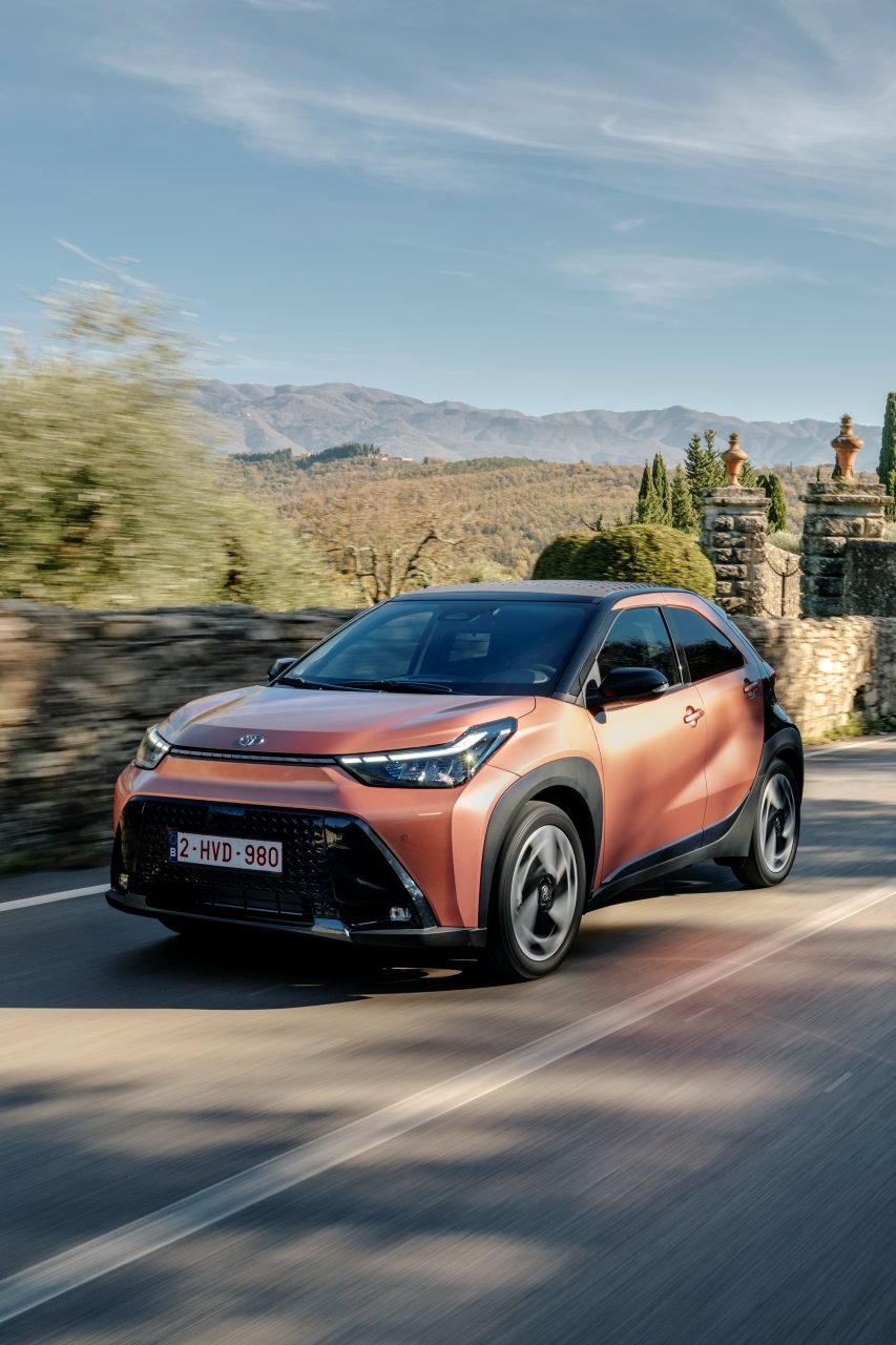 Toyota Aygo X Cross Hybrid 2026: el híbrido más barato de Toyota puede ...