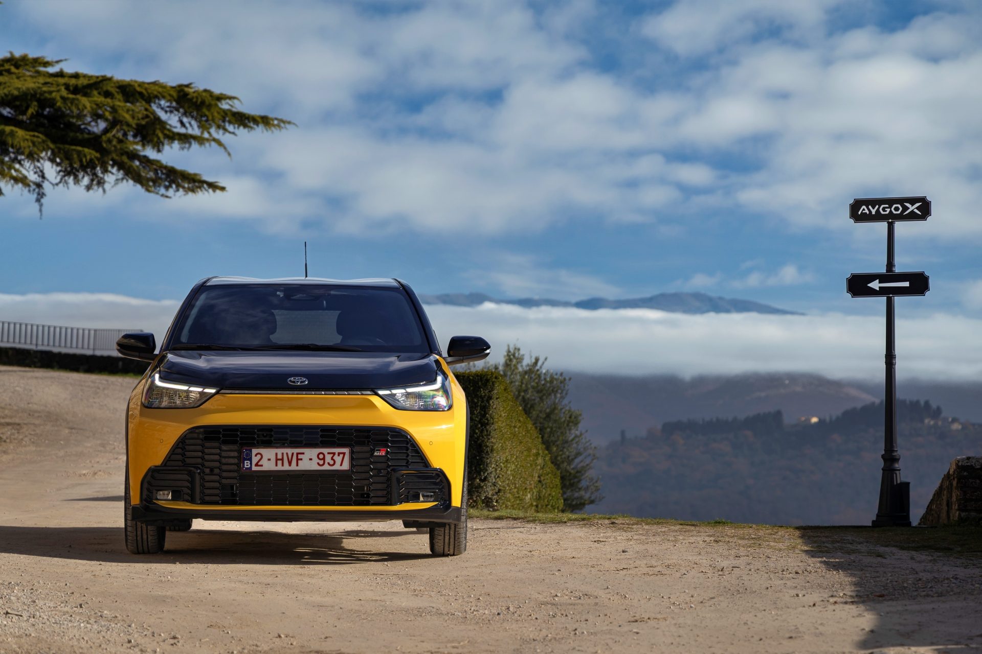 Toyota Aygo X Cross Hybrid 2026: urbano, híbrido y bien equipado con un ...
