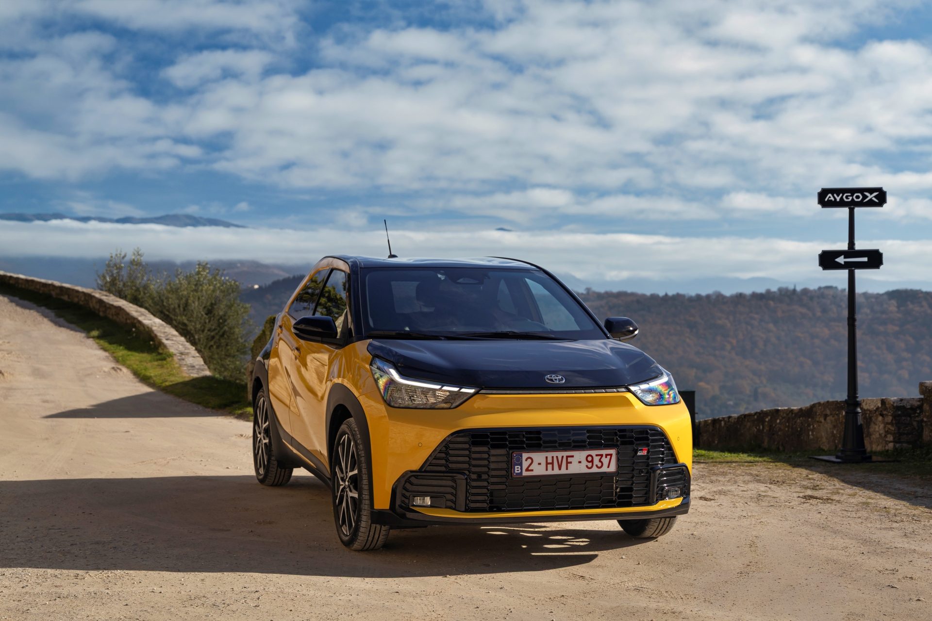 Toyota Aygo X Cross Hybrid 2026: urbano, híbrido y bien equipado con un ...