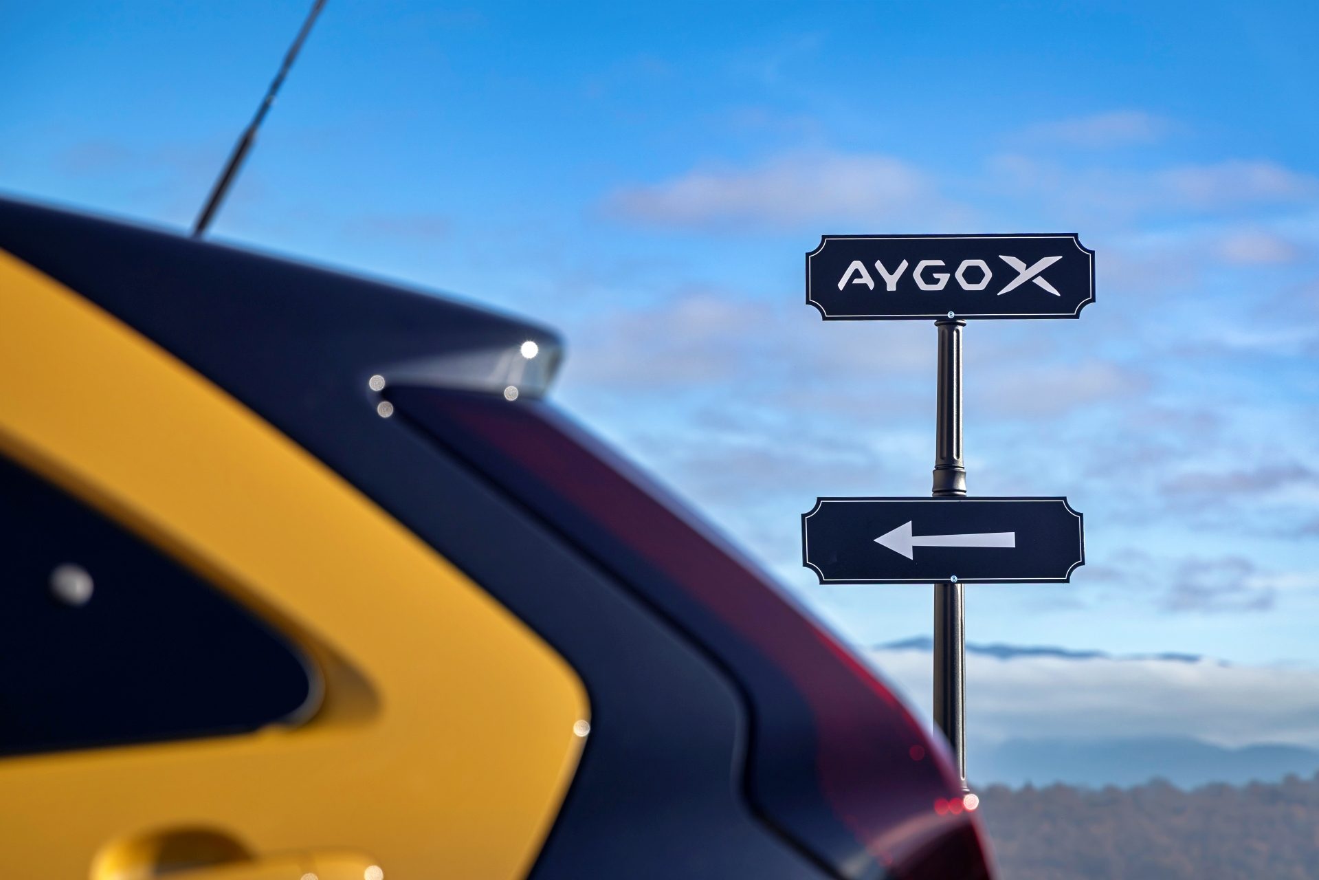 Toyota Aygo X Cross Hybrid 2026: urbano, híbrido y bien equipado con un ...