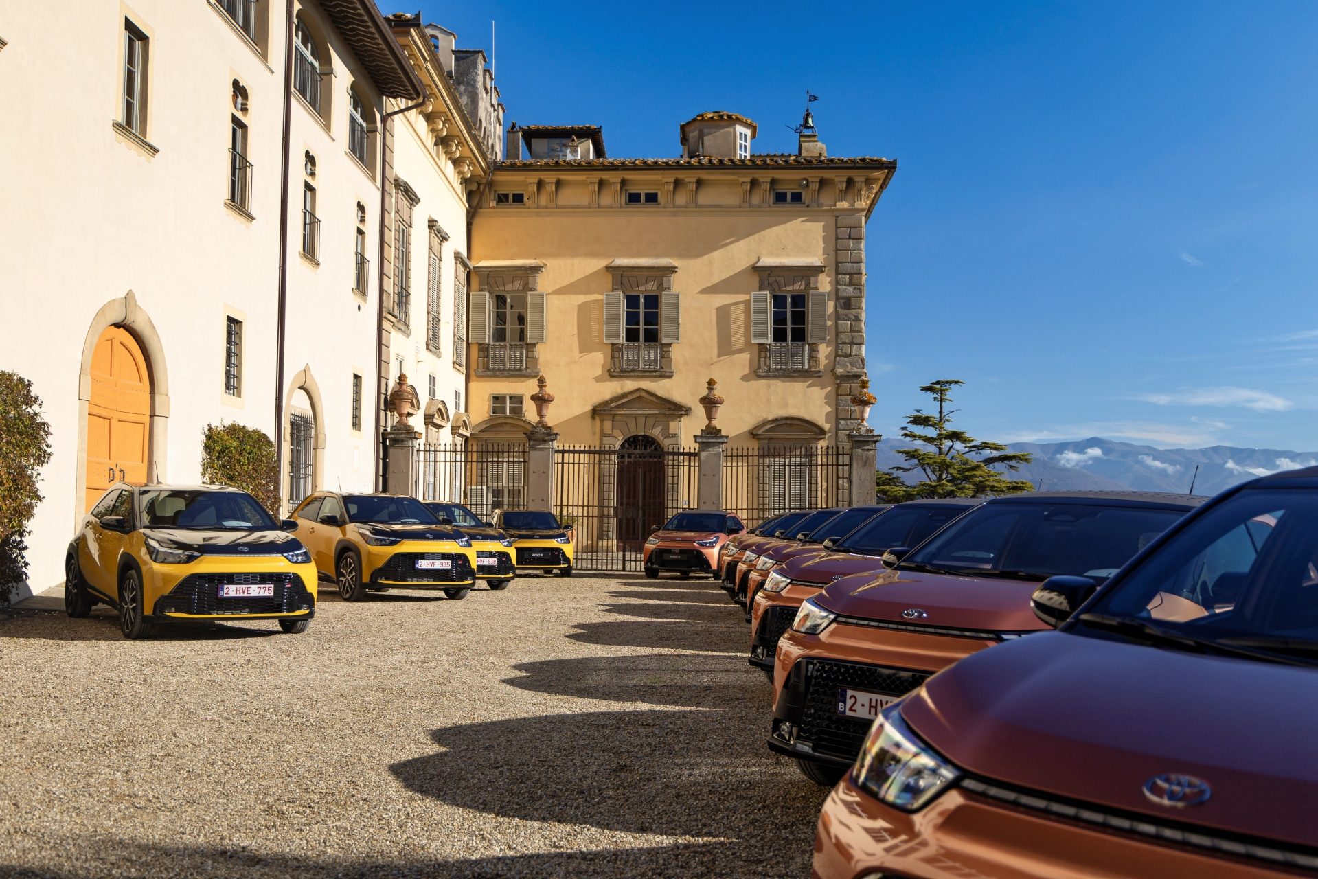 Toyota Aygo X Cross Hybrid 2026: urbano, híbrido y bien equipado con un ...