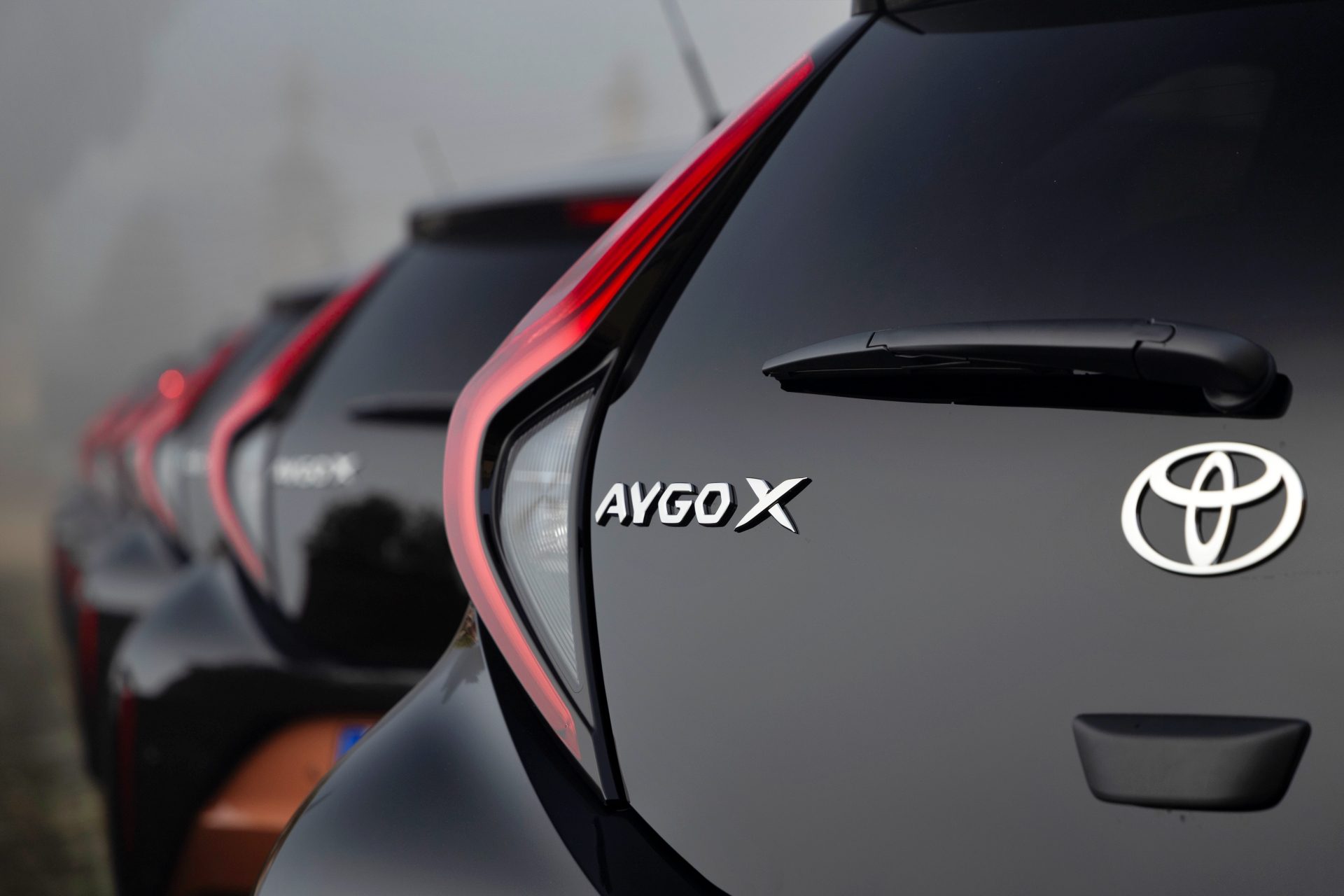 Toyota Aygo X Cross Hybrid 2026: urbano, híbrido y bien equipado con un ...