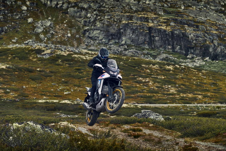 Voge DS800 Rally 35 kw, la aventurera que está arrasando ahora ...