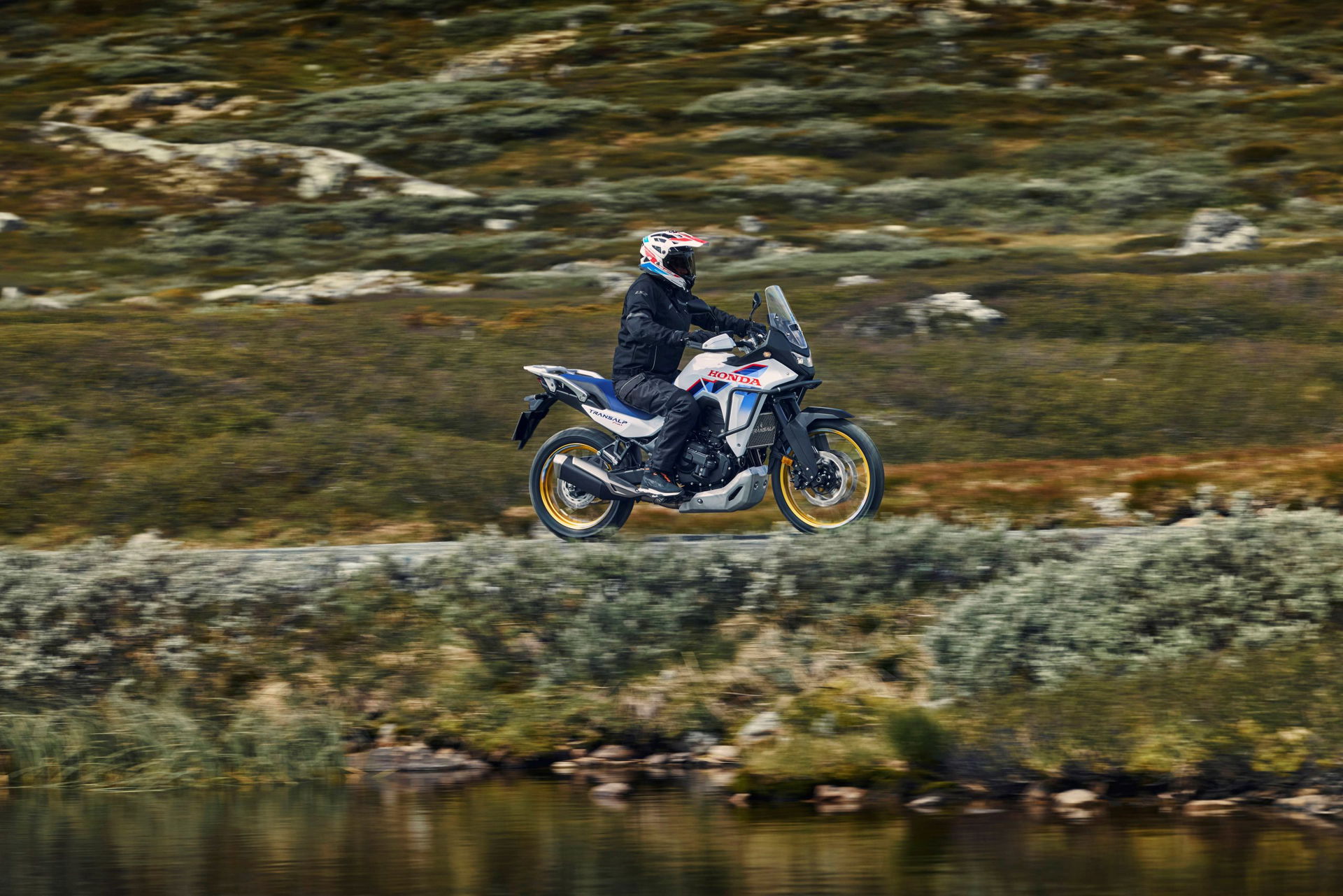 Voge DS800 Rally 35 kw, la aventurera que está arrasando ahora ...