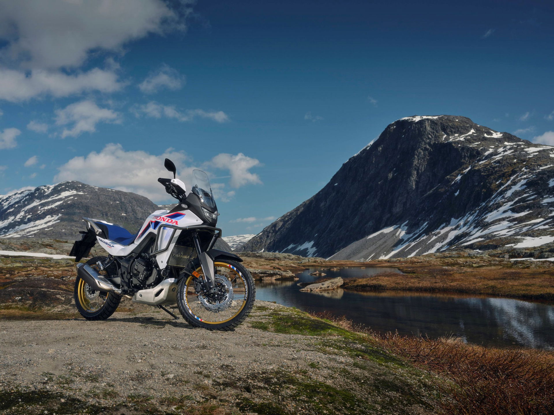 Voge DS800 Rally 35 kw, la aventurera que está arrasando ahora ...