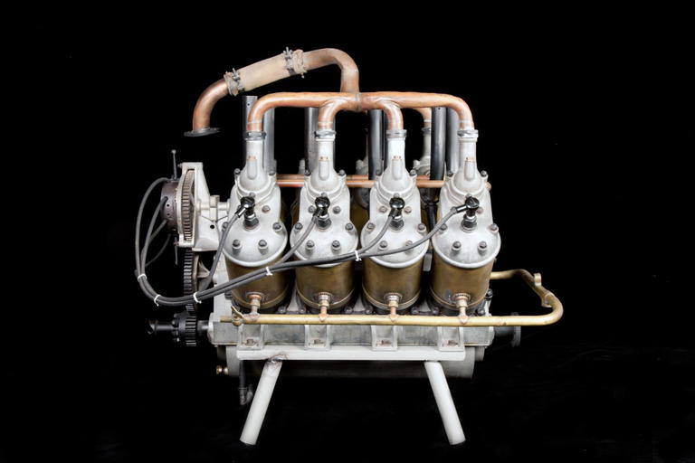 Antoinette V8: origen e historia del primer motor V8