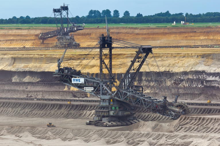 MAN Takraf RB293, la excavadora más grande del mundo que necesita una ...