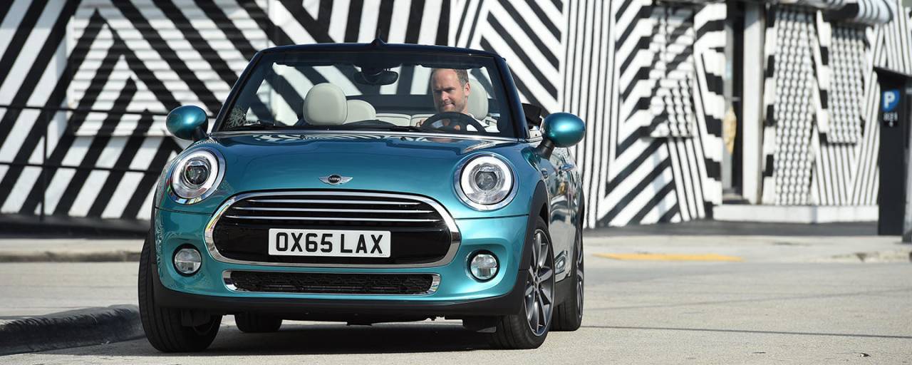 Comparativa visual: las tres generaciones del MINI Cabrio, ¿evolución o ...