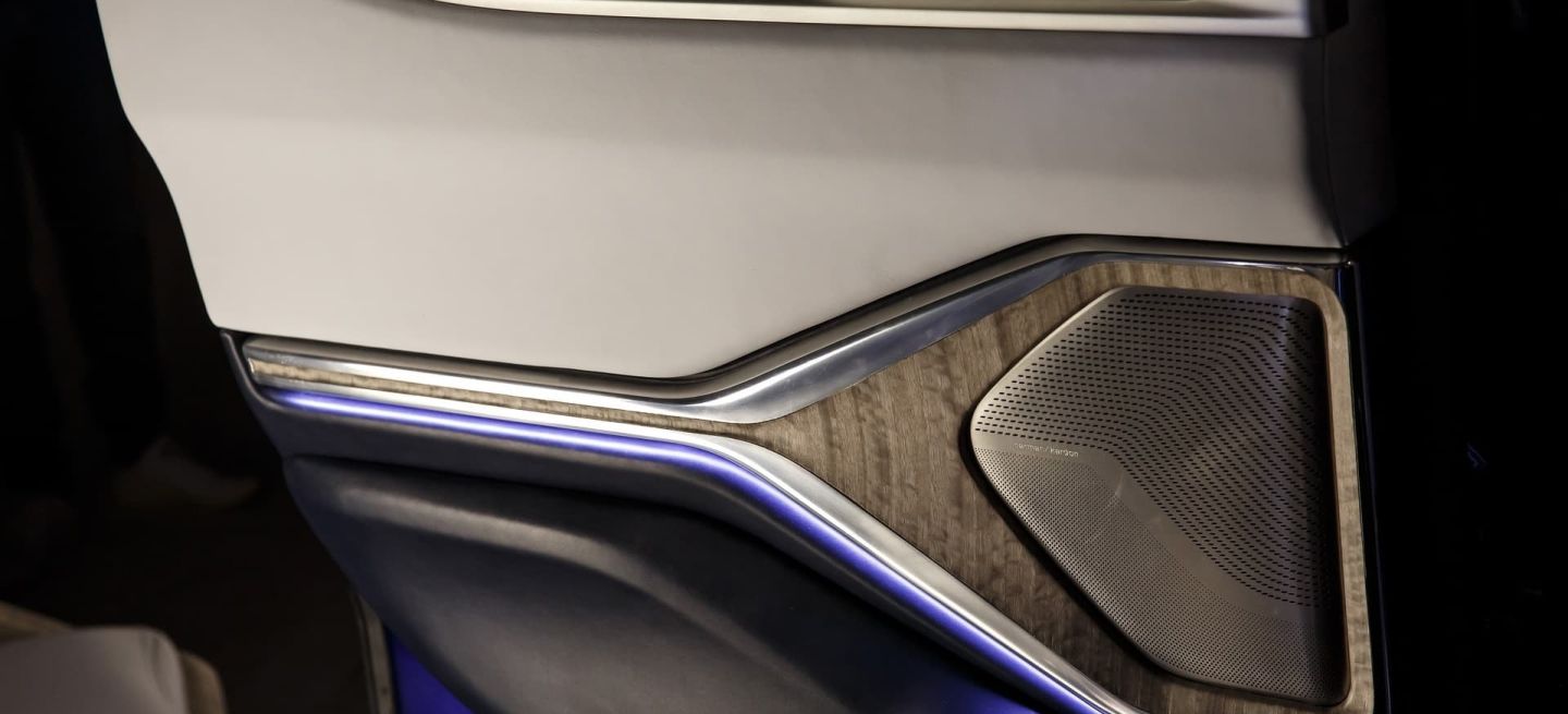 La bestia entre los SUV existe, se llama Aznom Palladium y ya puedes ...